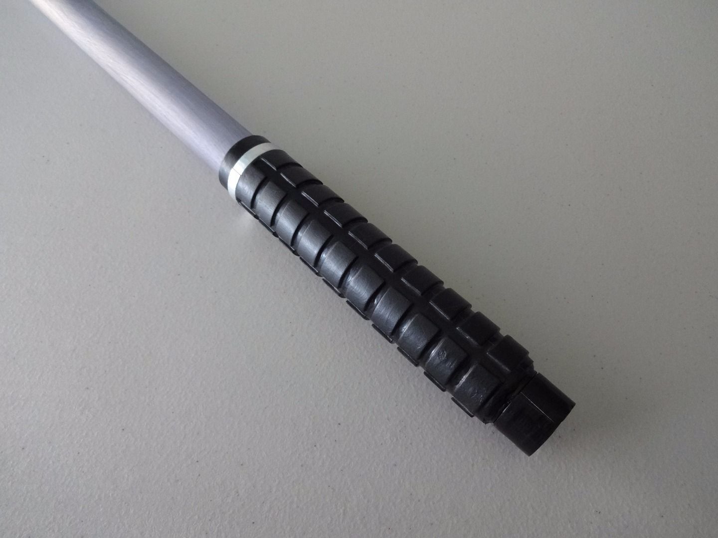 Easy $5 Lightsabers : 18 Steps (with Pictures) - Instructables