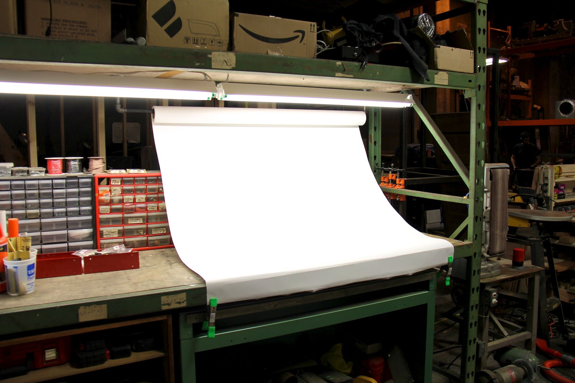 Easy Workbench Photo Backdrop : 7 Steps (with Pictures) - Instructables