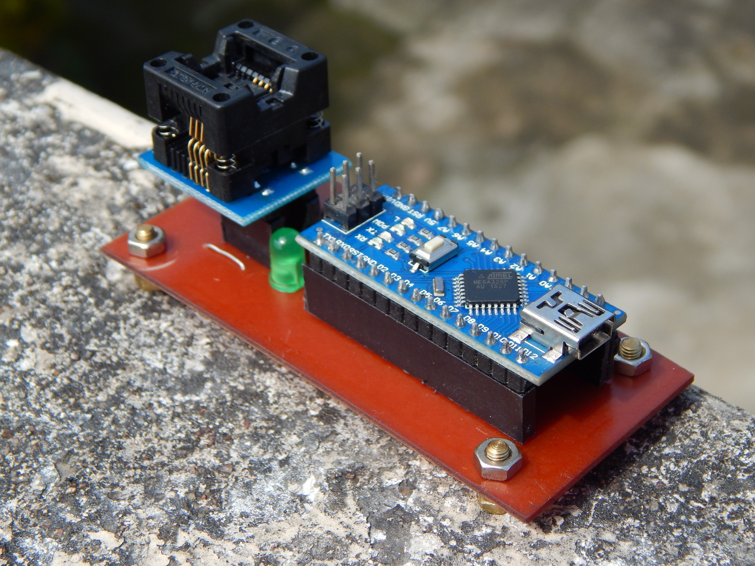 How to Make a Attiny13 Programmer : 3 Steps (with Pictures) - Instructables