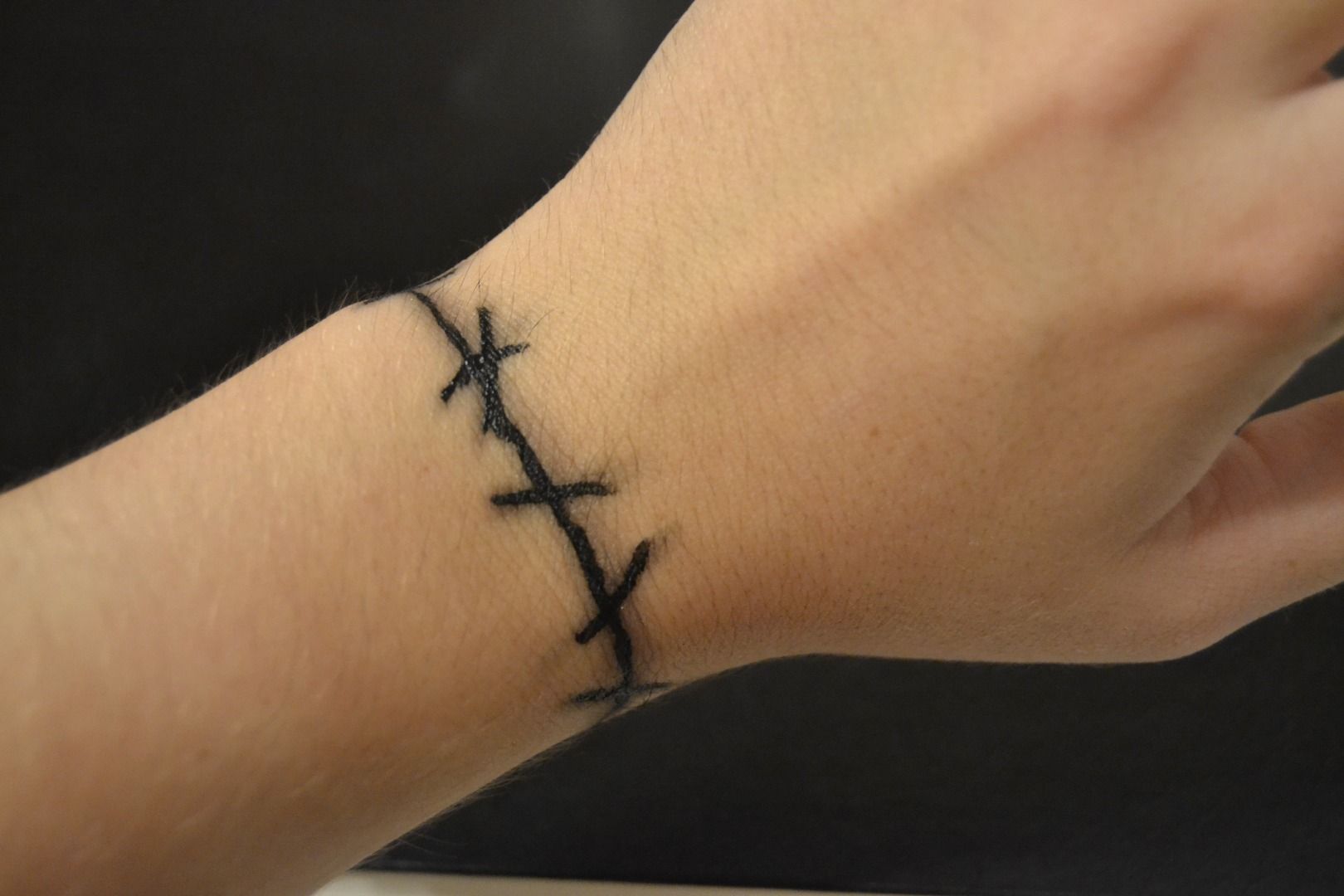 Fake Make Up Stitches : 9 Steps (with Pictures) - Instructables