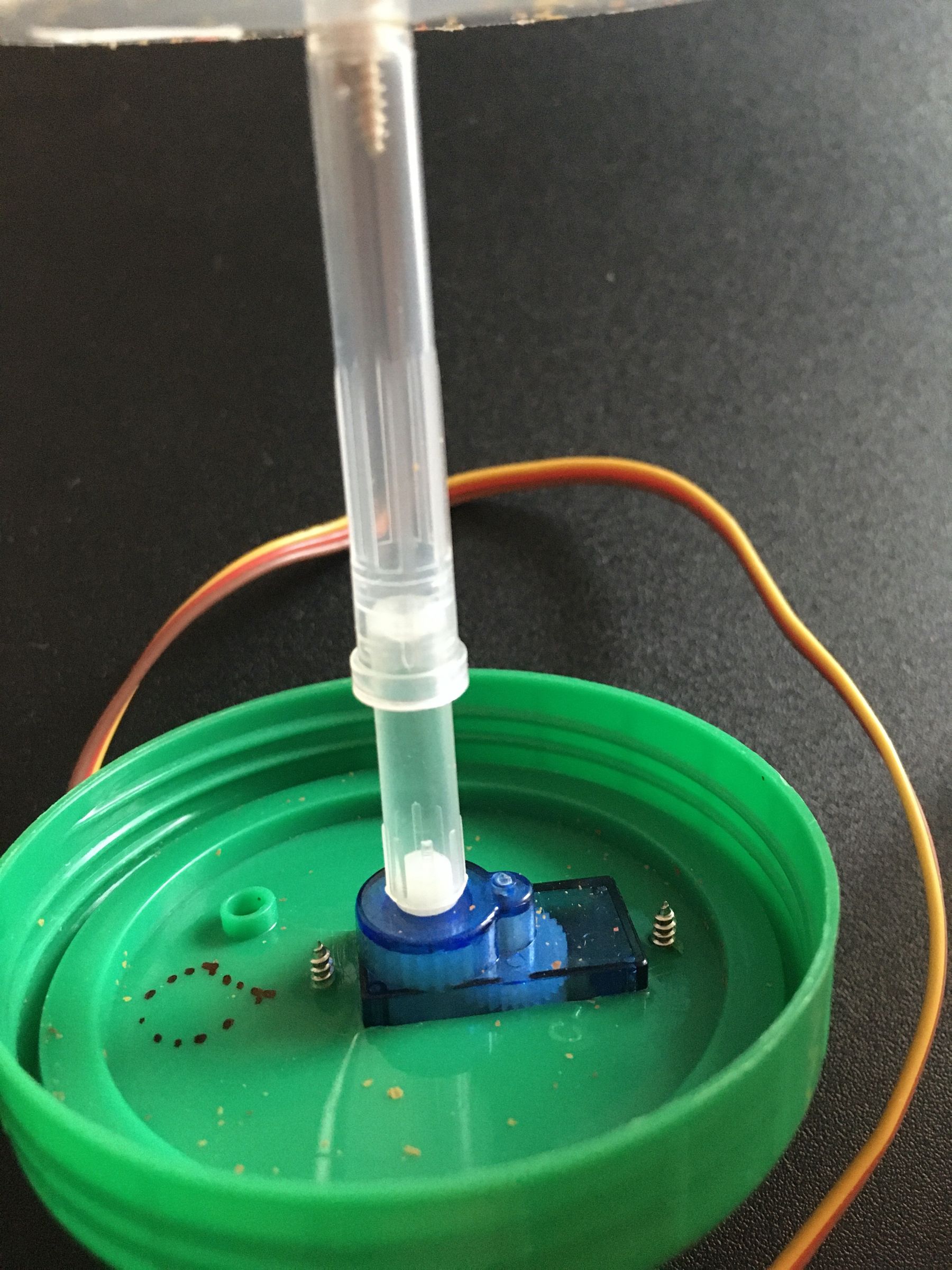 Fish Feeder / Arduino / - Instructables