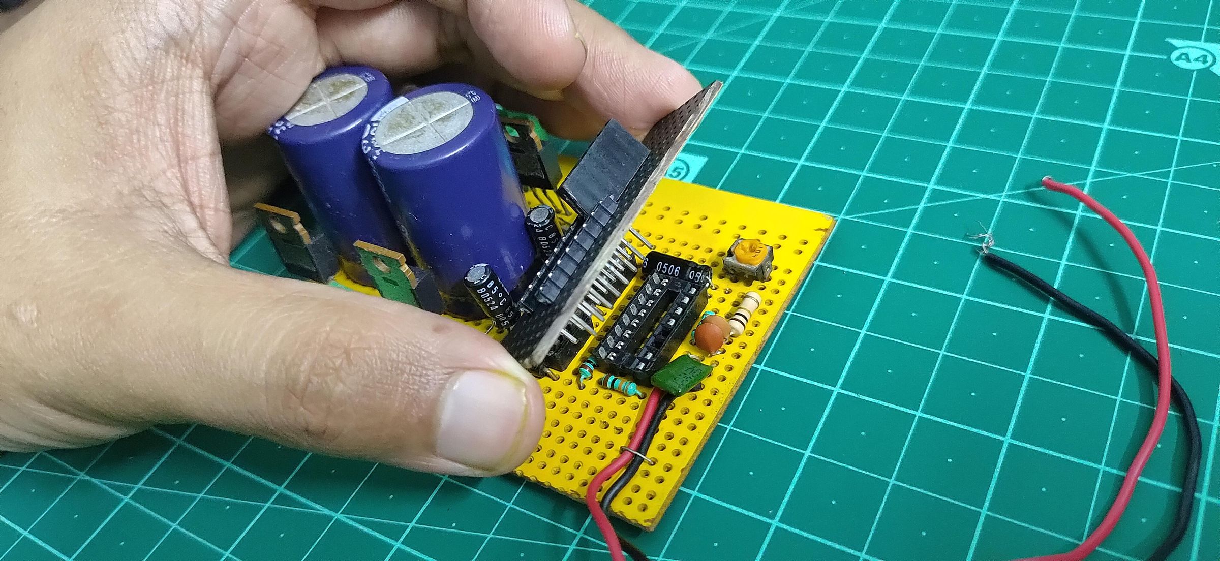 200W Modified Square Wave Inverter With Crystal Control : 10 Steps ...