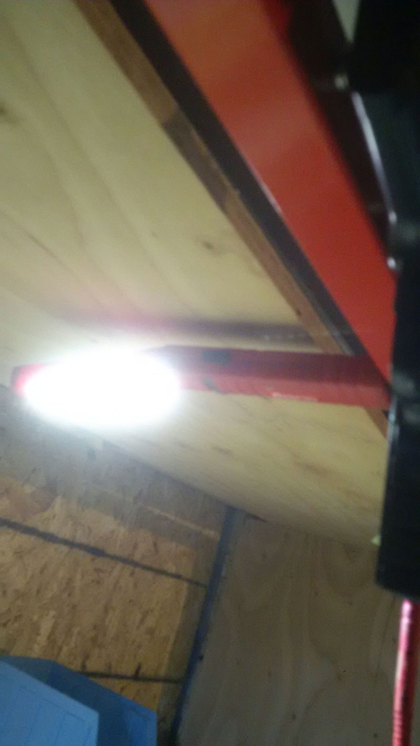 Useful Overhead Workbench Rail : 4 Steps - Instructables