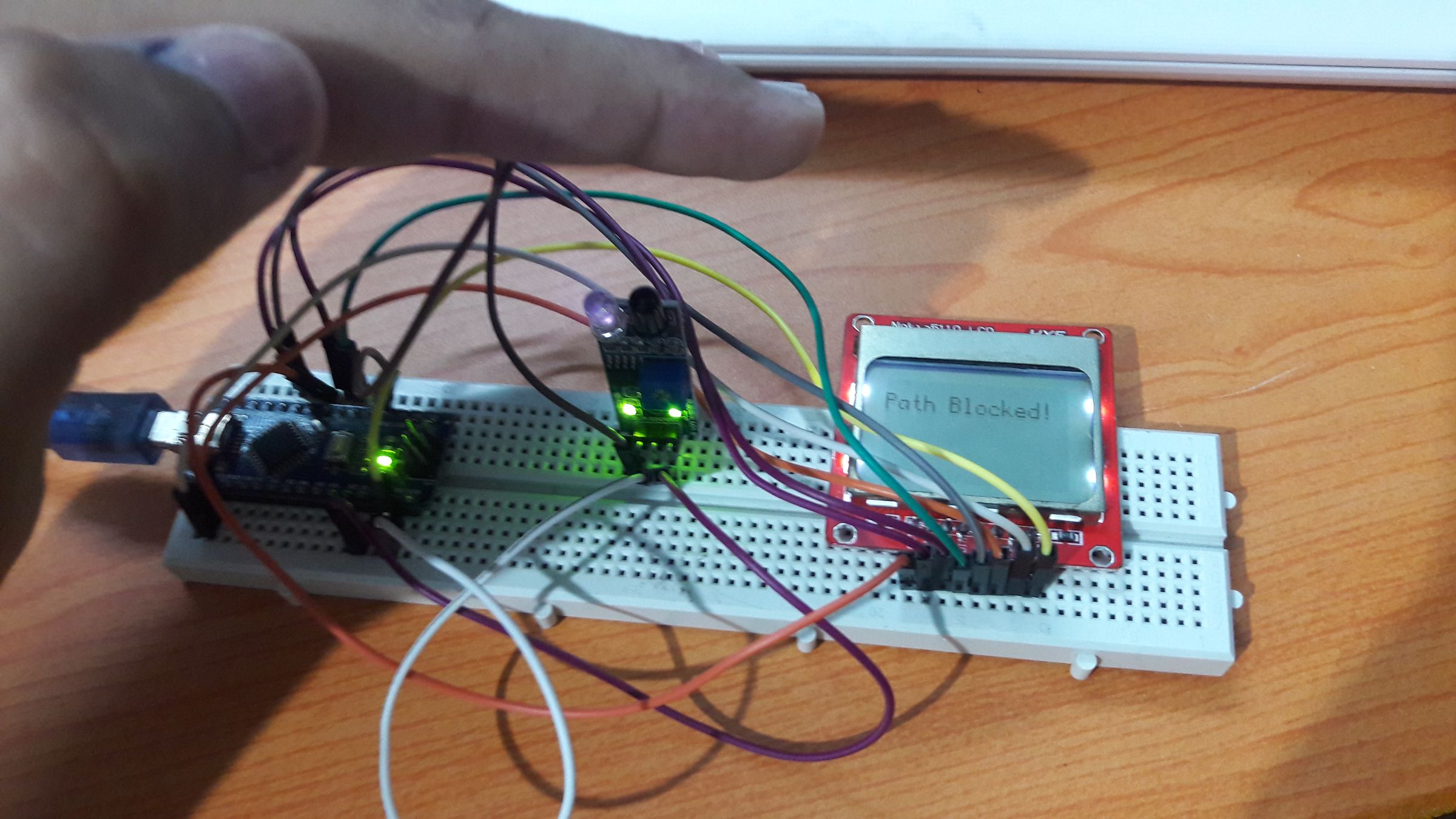 Nokia 5110 LCD With Infrared Sensor : 4 Steps - Instructables