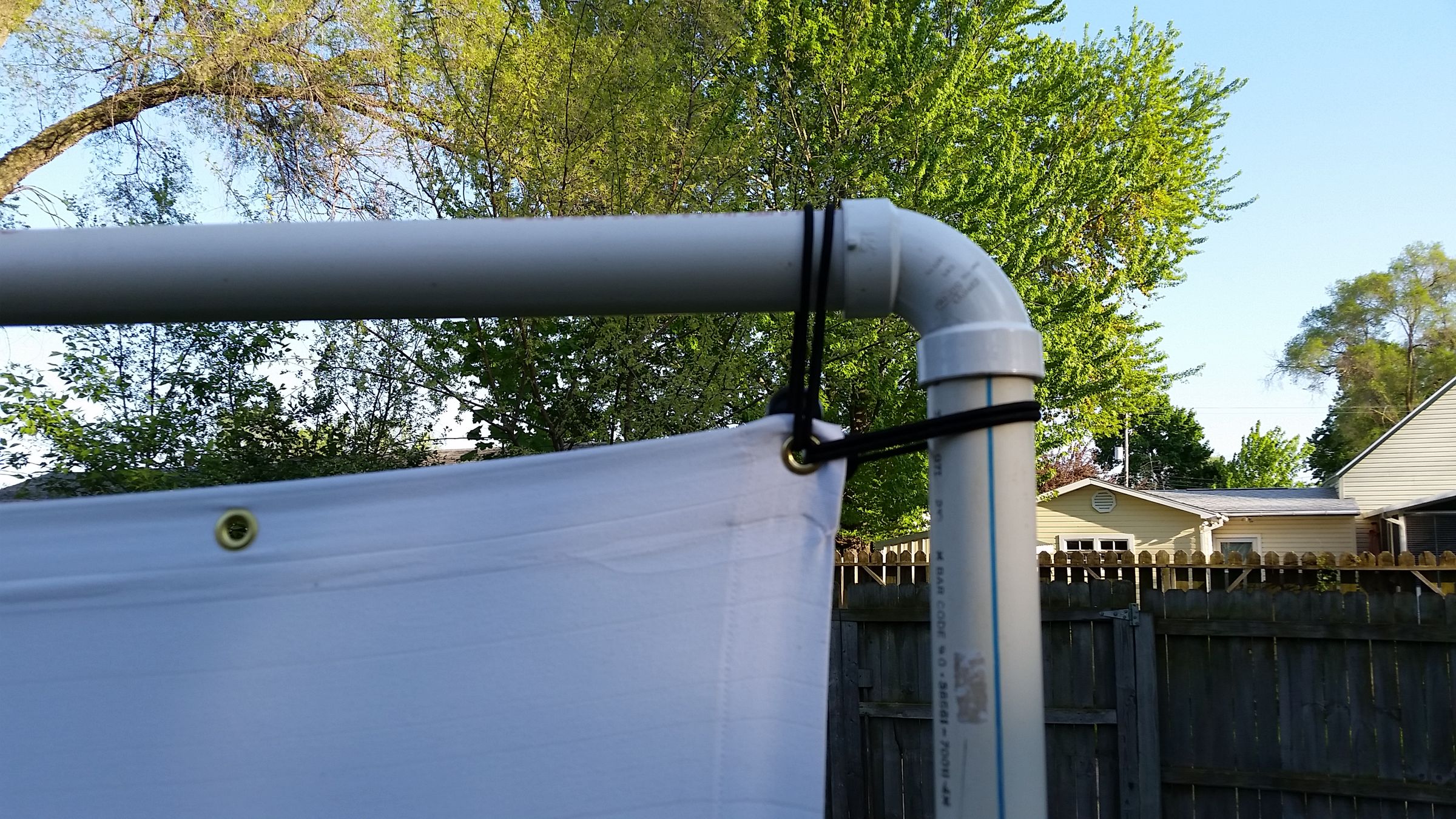 Backyard Movie Screen : 9 Steps (with Pictures) - Instructables