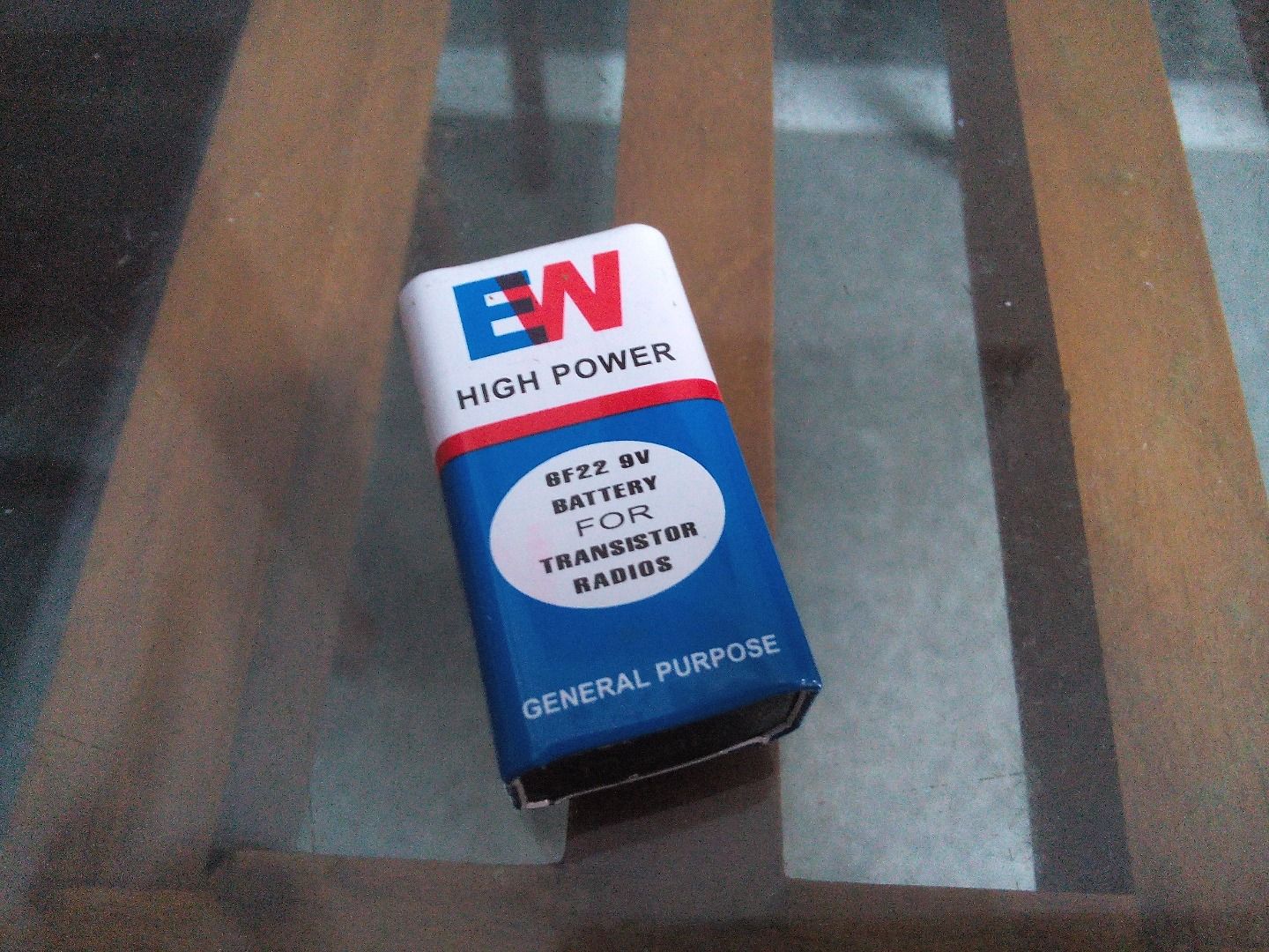 HOW TO MAKE SIMPLE POWER BANK : 3 Steps - Instructables