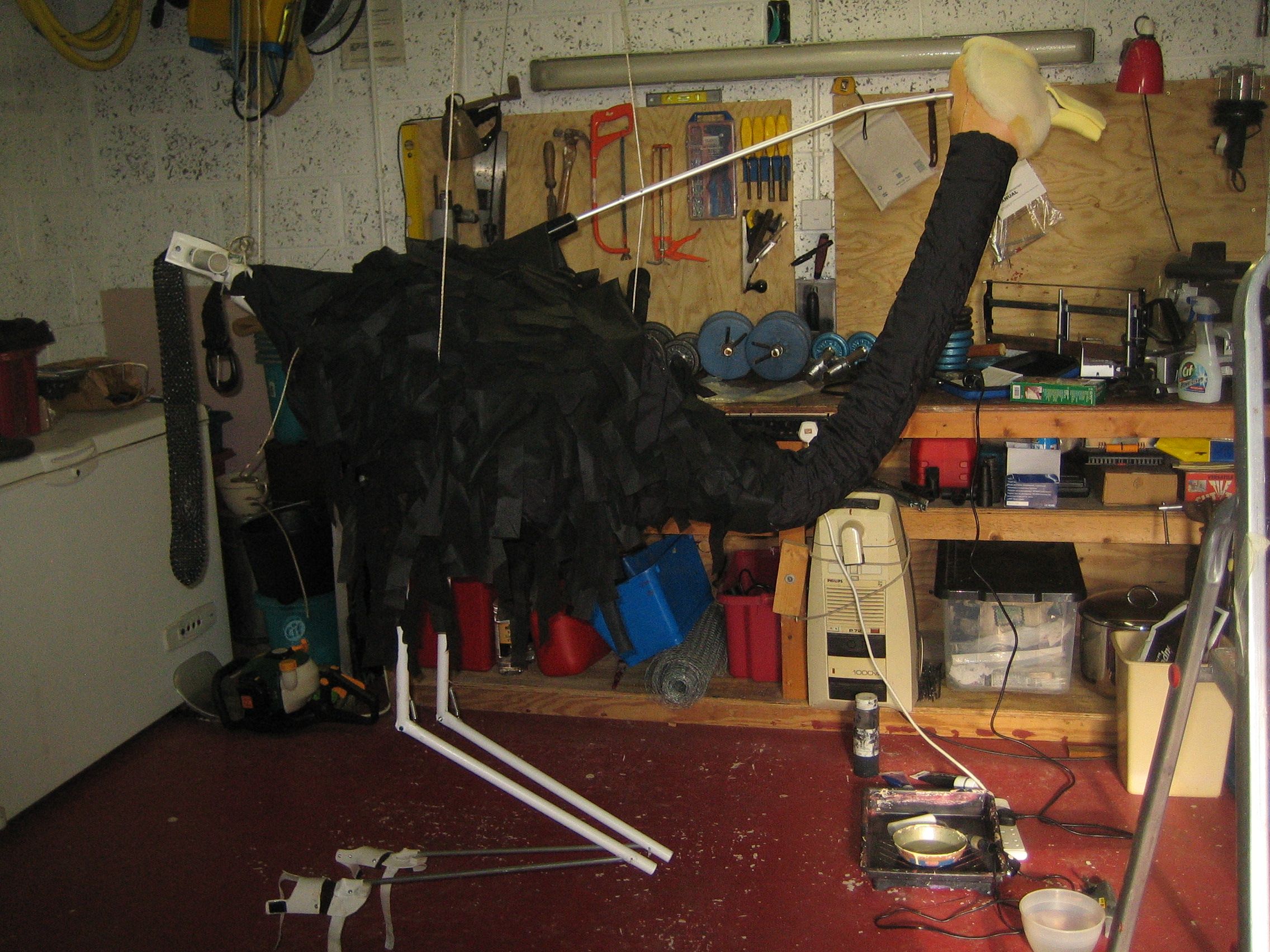 Puppet - Ugandan Crested Crane : 6 Steps (with Pictures) - Instructables