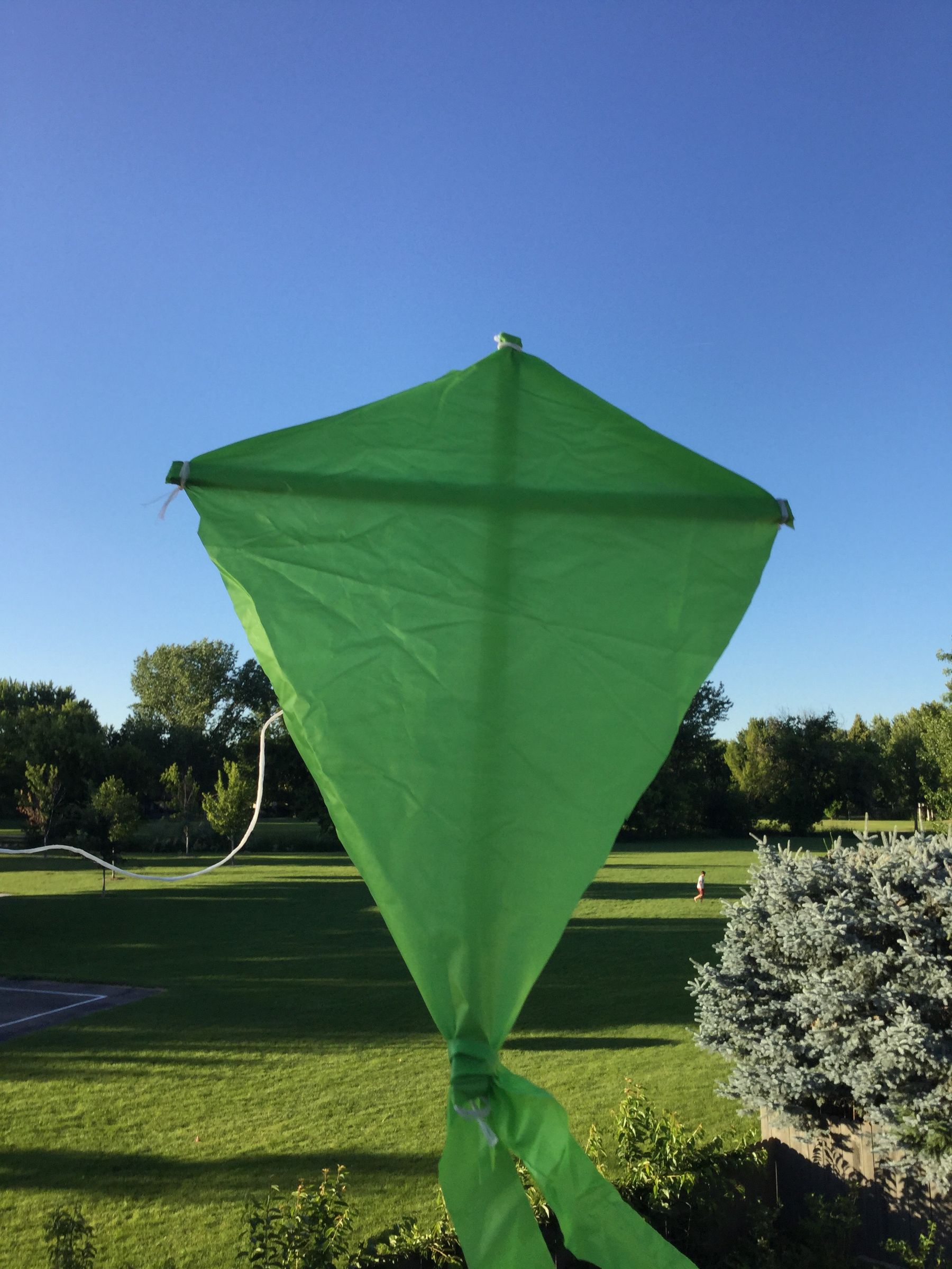 Homemade Kite From an Old Tent : 6 Steps (with Pictures) - Instructables