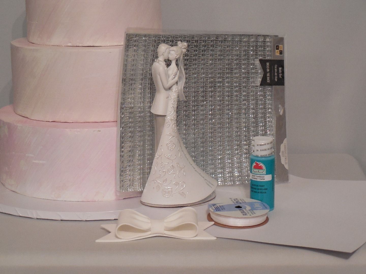 Fake That Wedding Cake! ( at Least Part of It ) : 8 Steps (with ...