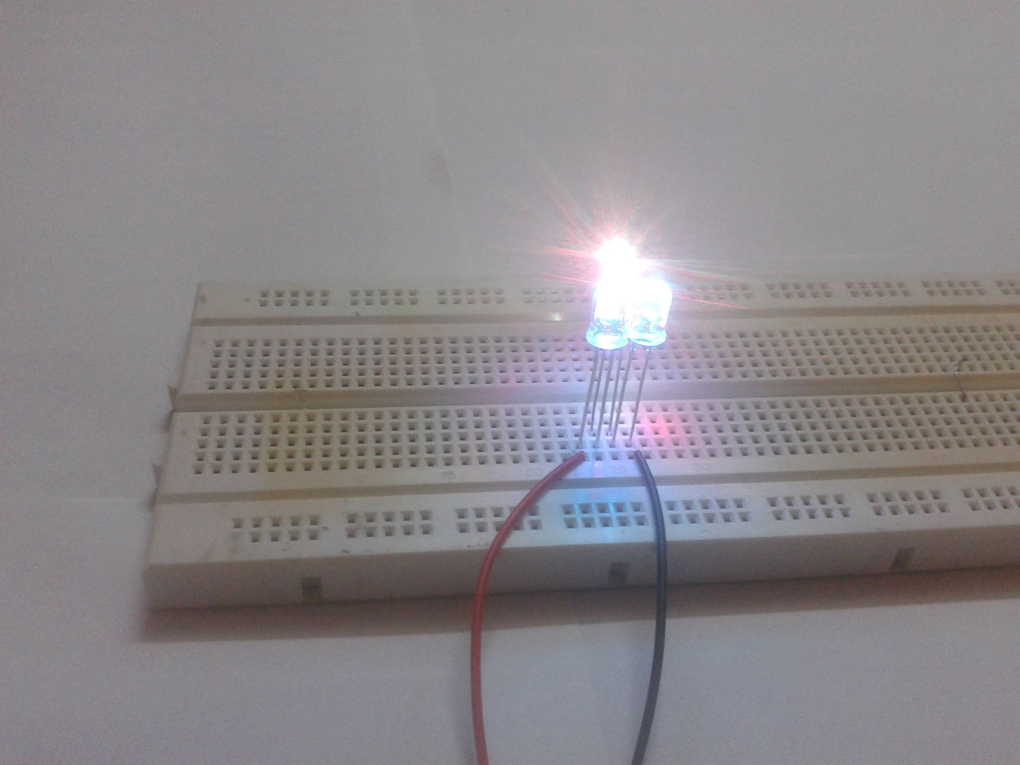 DANCING LED WITHOUT ANY IC,CAPACITOR OR TRANSISTOR : 10 Steps ...