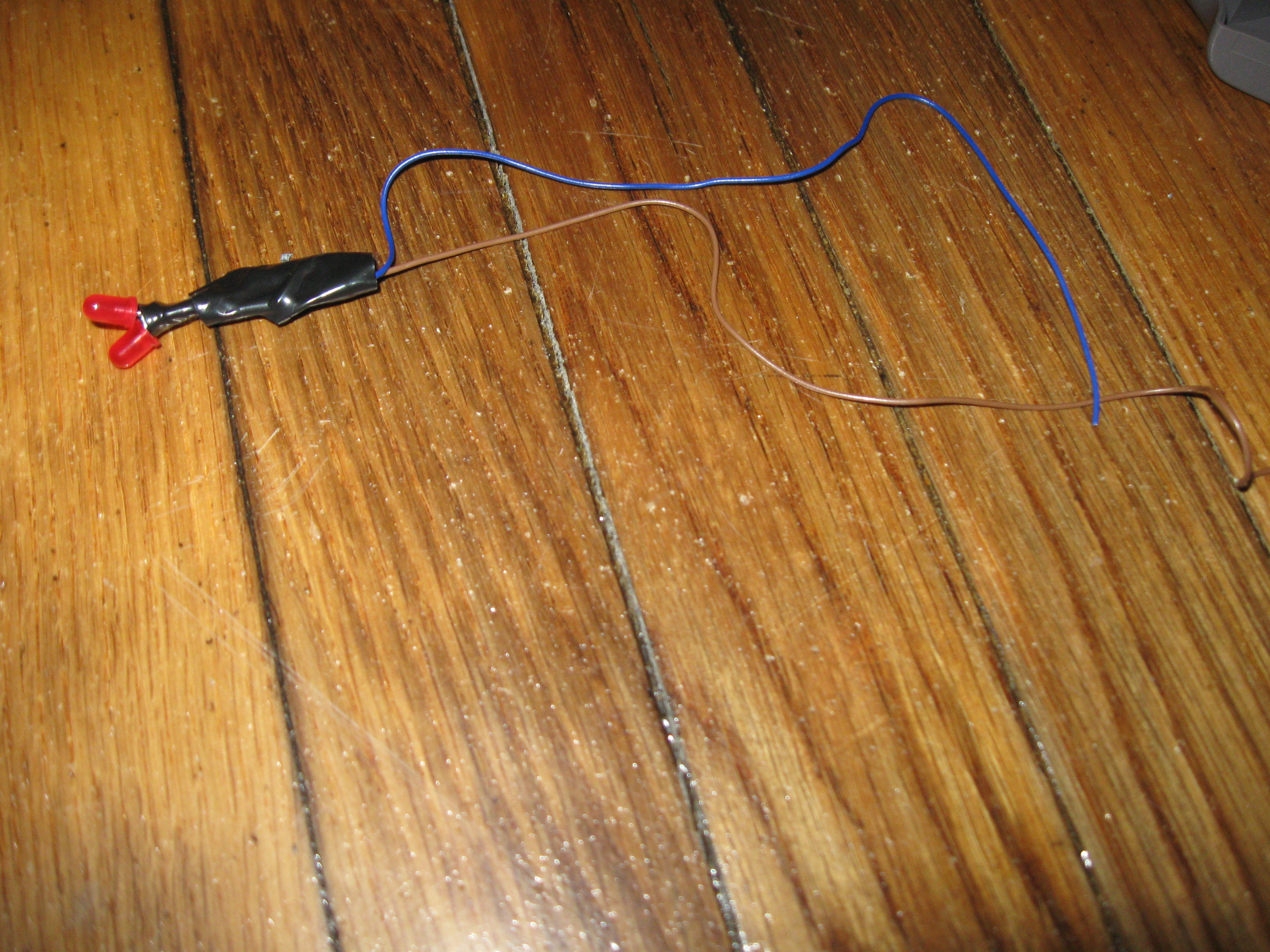 NES Zapper Flashing Gun : 3 Steps - Instructables