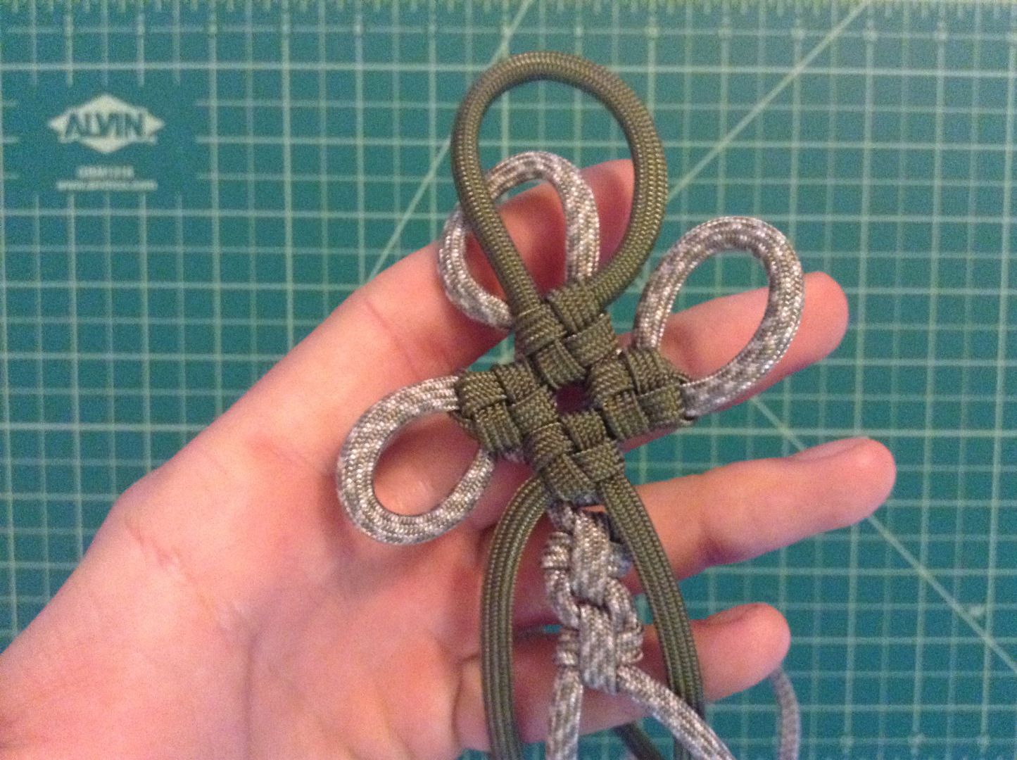 Cross-Knot Cross : 10 Steps - Instructables