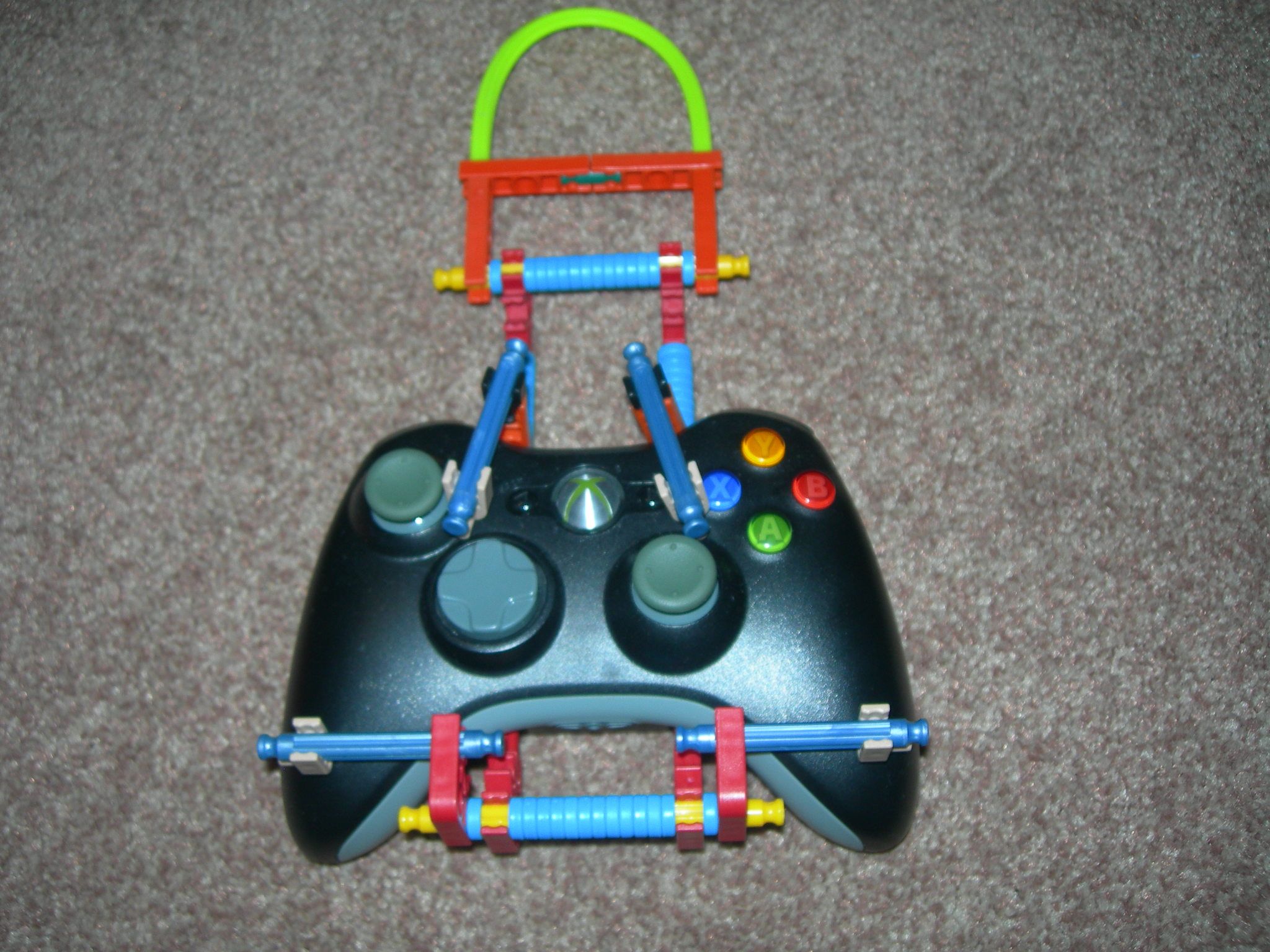 XBOX 360 Controller Holder : 3 Steps - Instructables