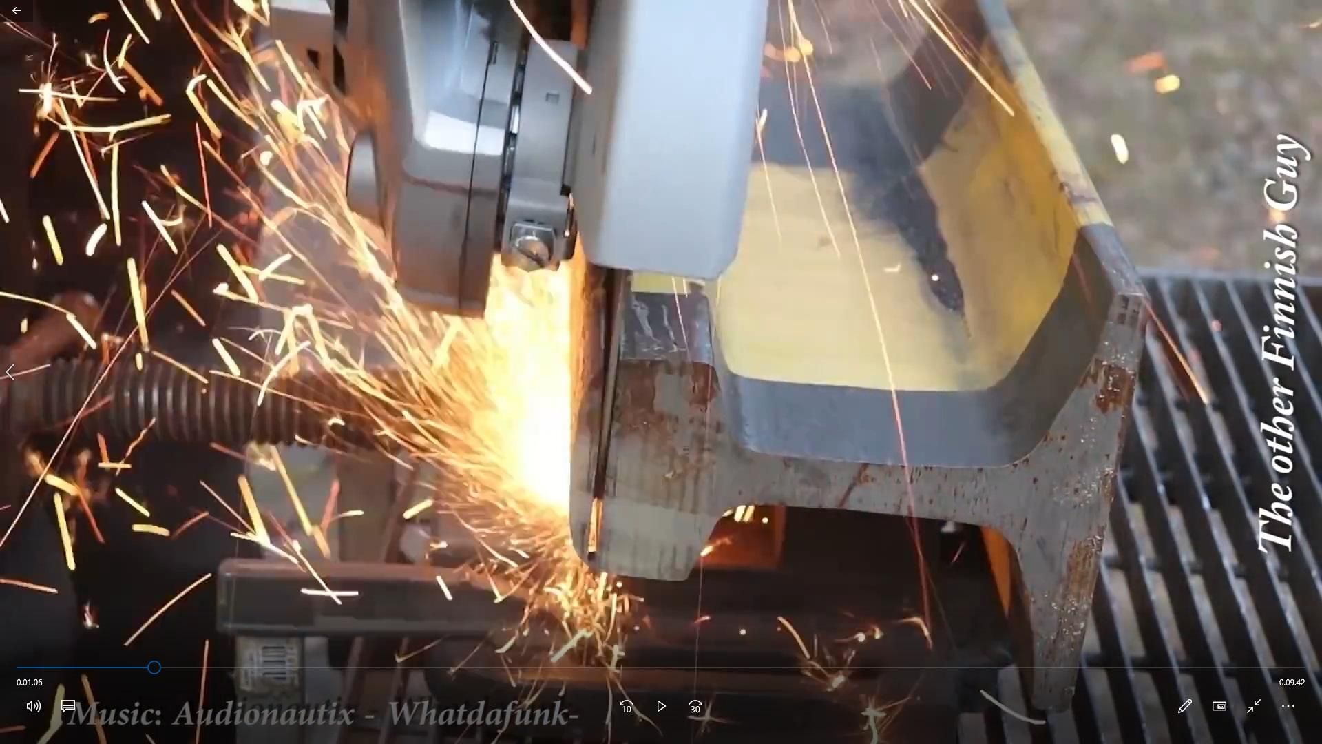 Making Aso / Railroad Track Anvil Using Angle Grinders. : 10 Steps ...