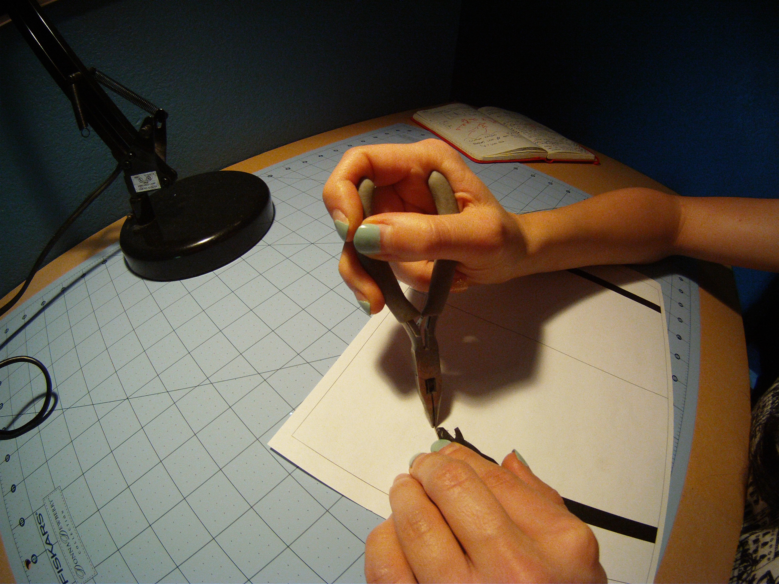 Easy Embossing on Notebook With Wire : 4 Steps (with Pictures ...