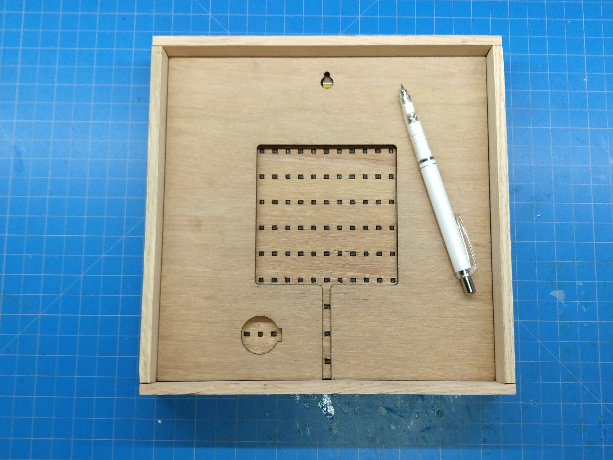 Word Clock : 21 Steps (with Pictures) - Instructables
