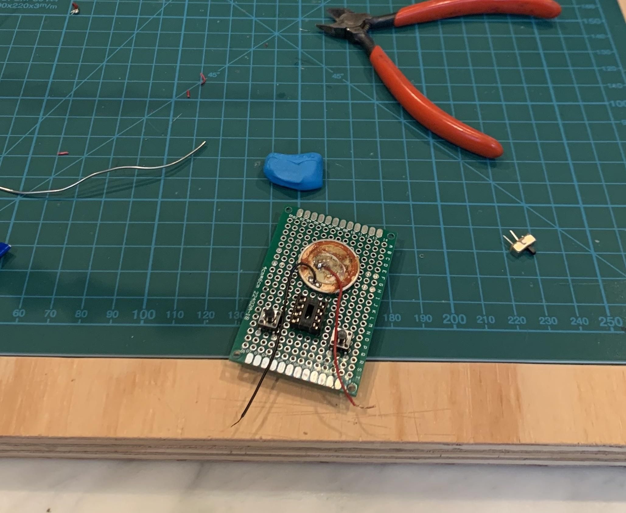 ATtiny Game Boy : 5 Steps (with Pictures) - Instructables