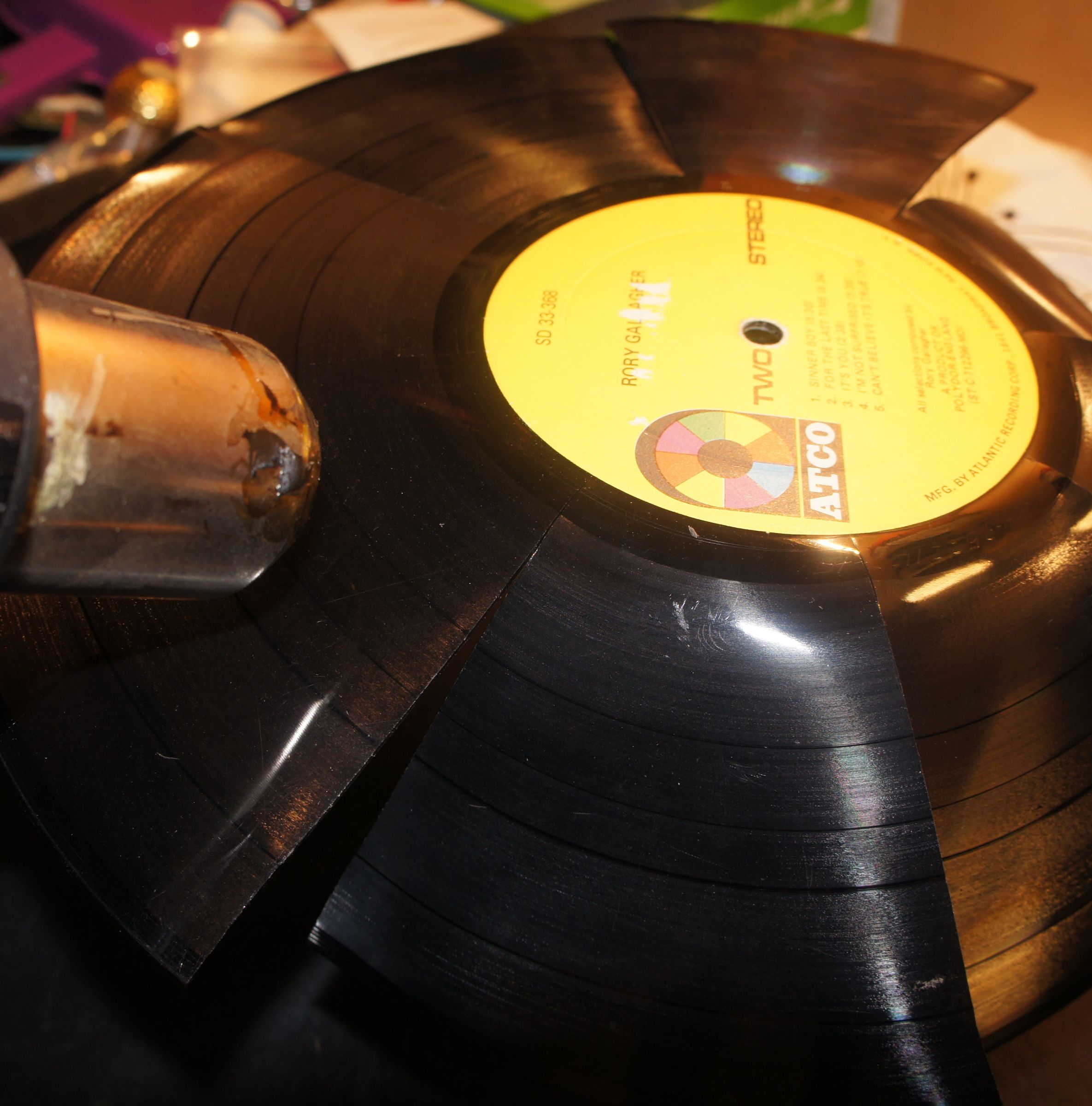 Vinyl Record Flower Bouquet Lamp : 5 Steps - Instructables