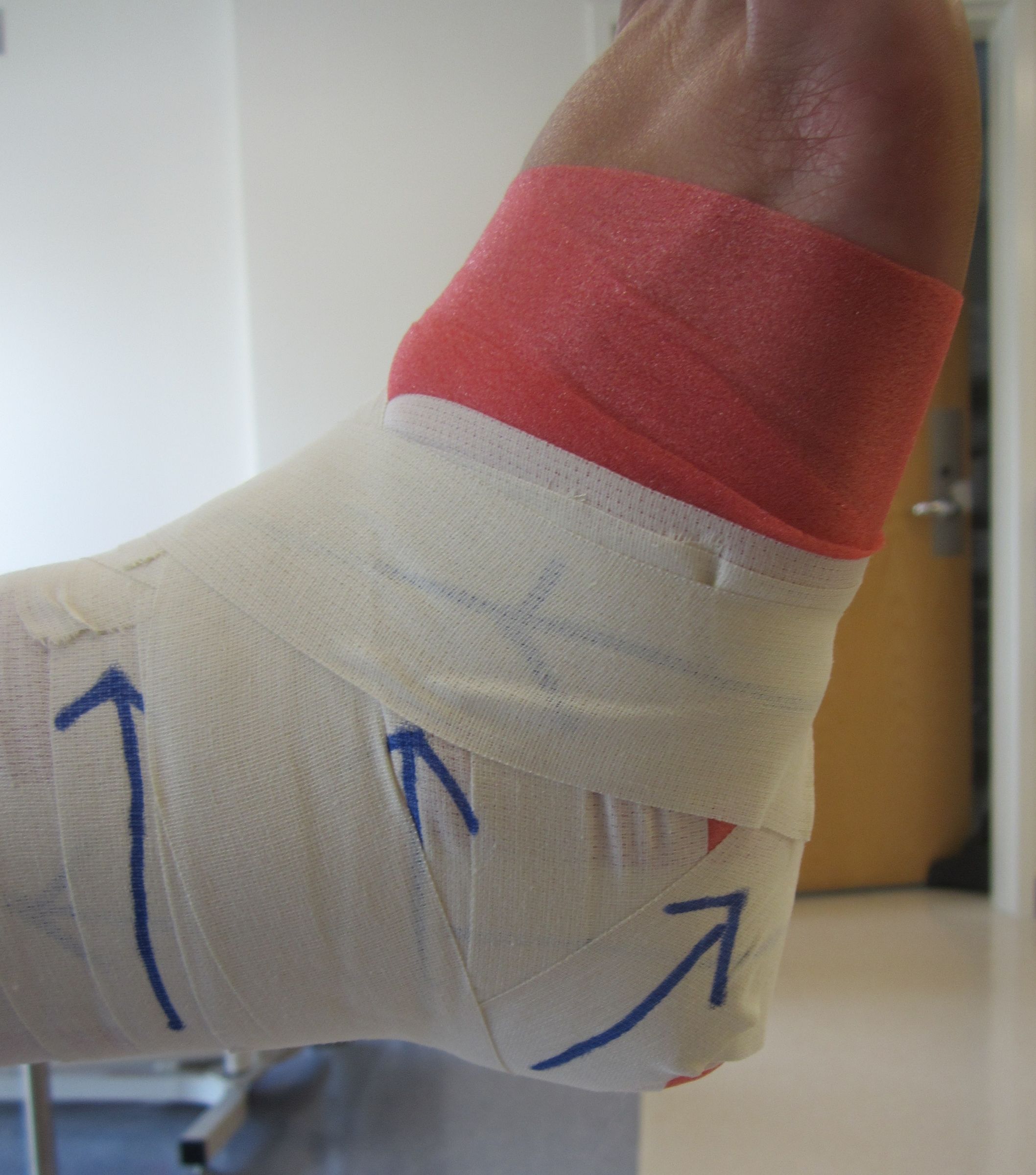 How to Tape an Ankle : 10 Steps - Instructables