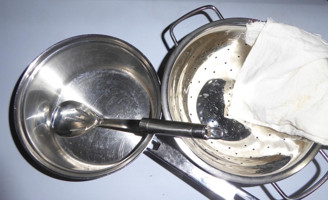 Crowdie: an Easy to Make, Traditional Scottish Cheese : 6 Steps ...
