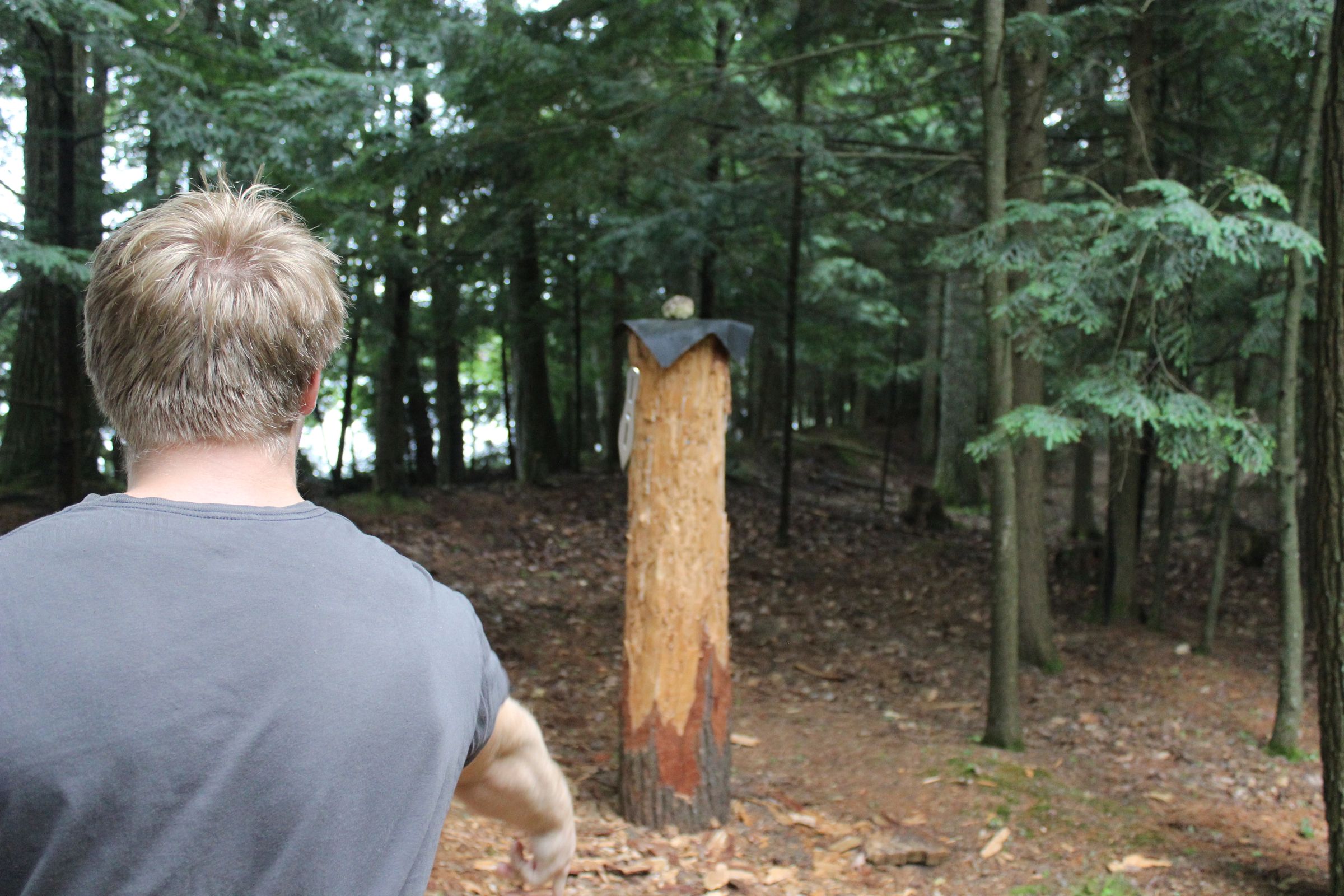 How to Throw Throwing Knives : 7 Steps (with Pictures) - Instructables