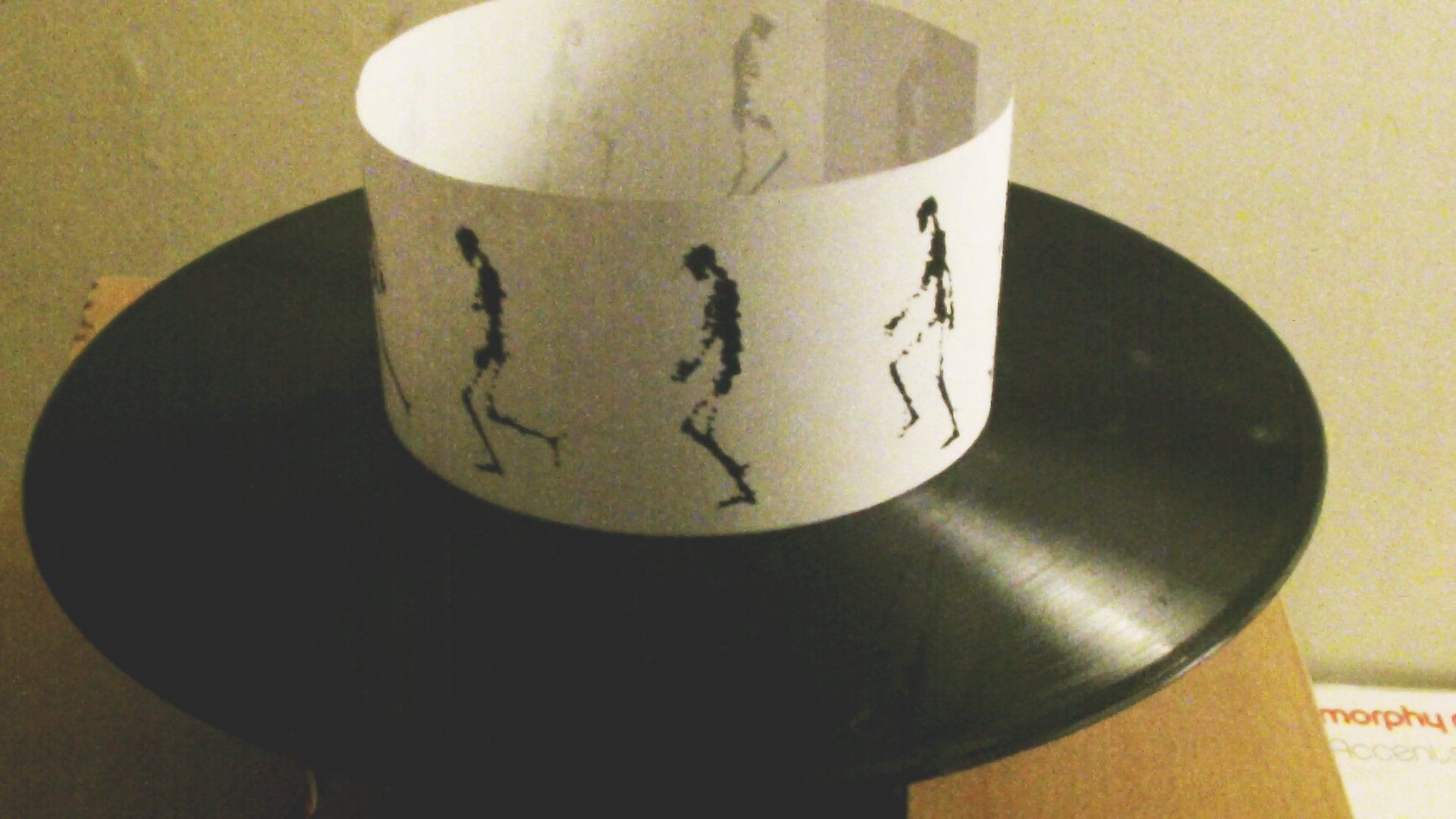 Make a Zoetrope Animation With a Turntable and a Strobe Light ...