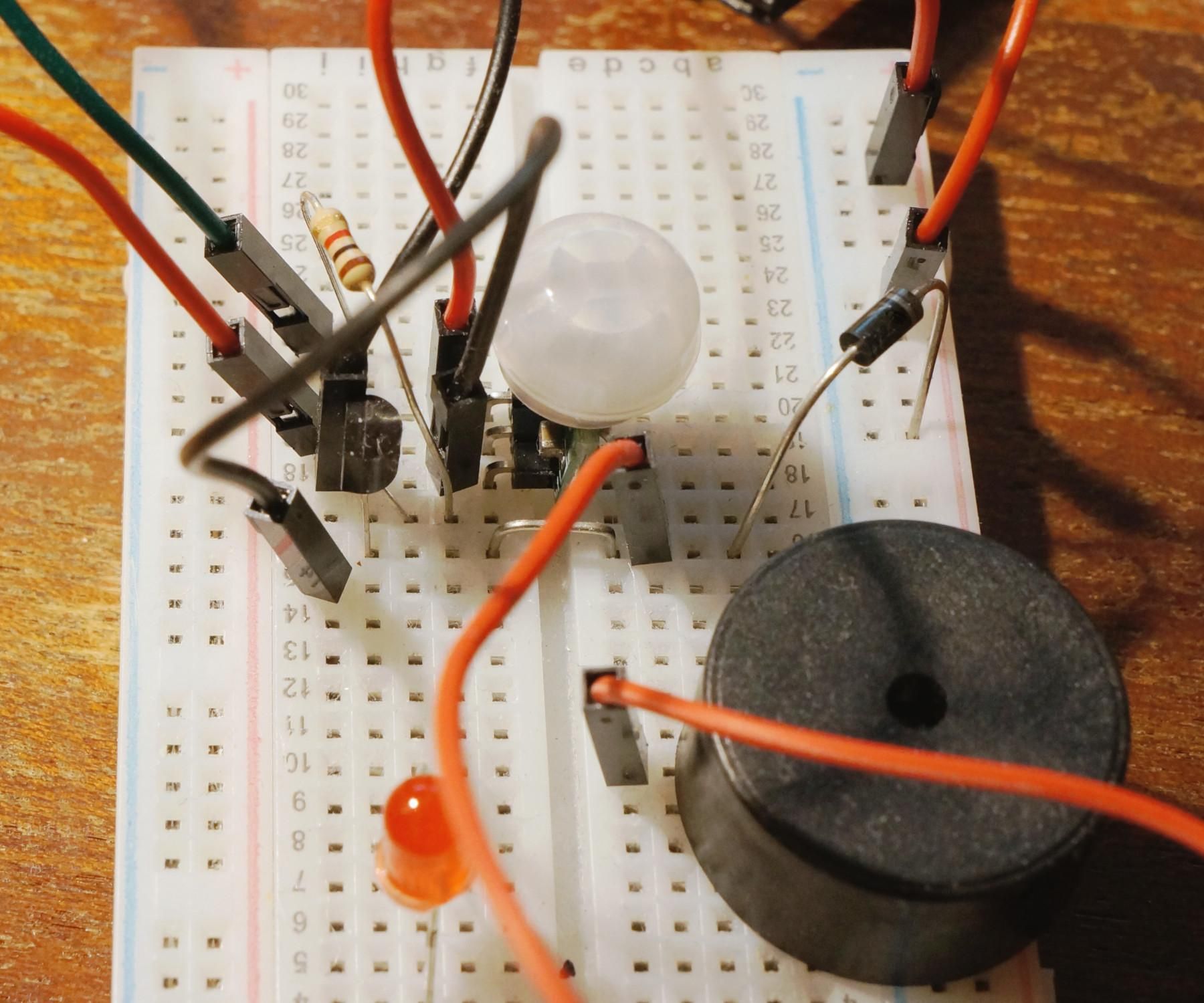 PIR Movement Alarm With BBC Micro:bit and External Speaker : 7 Steps ...