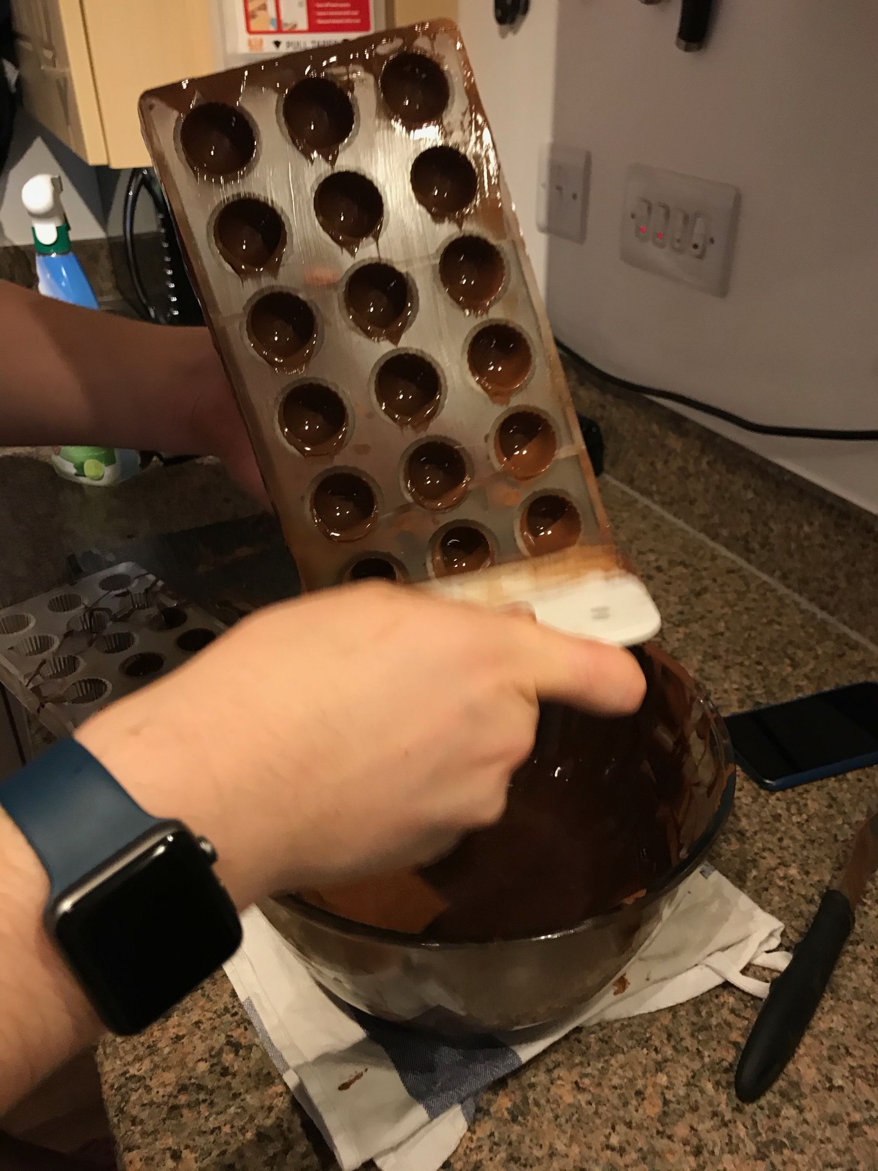 How to Temper Chocolate and Make Filled Chocolates : 9 Steps (with ...