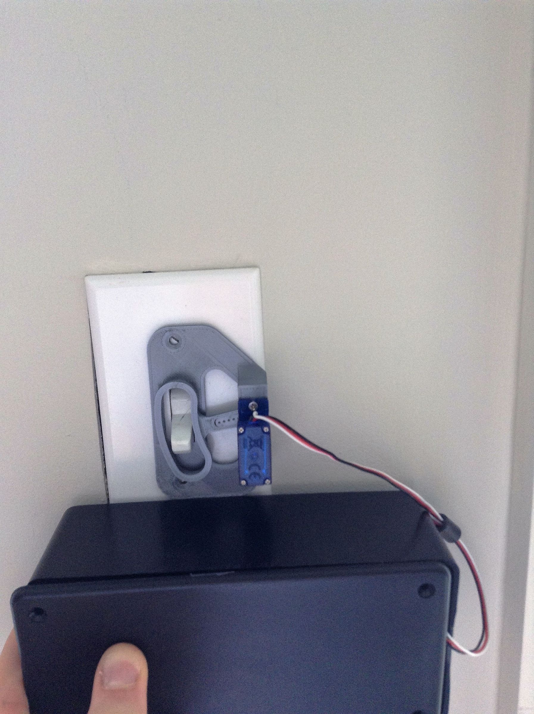 Smartphone-Controlled Light Switch : 4 Steps (with Pictures ...