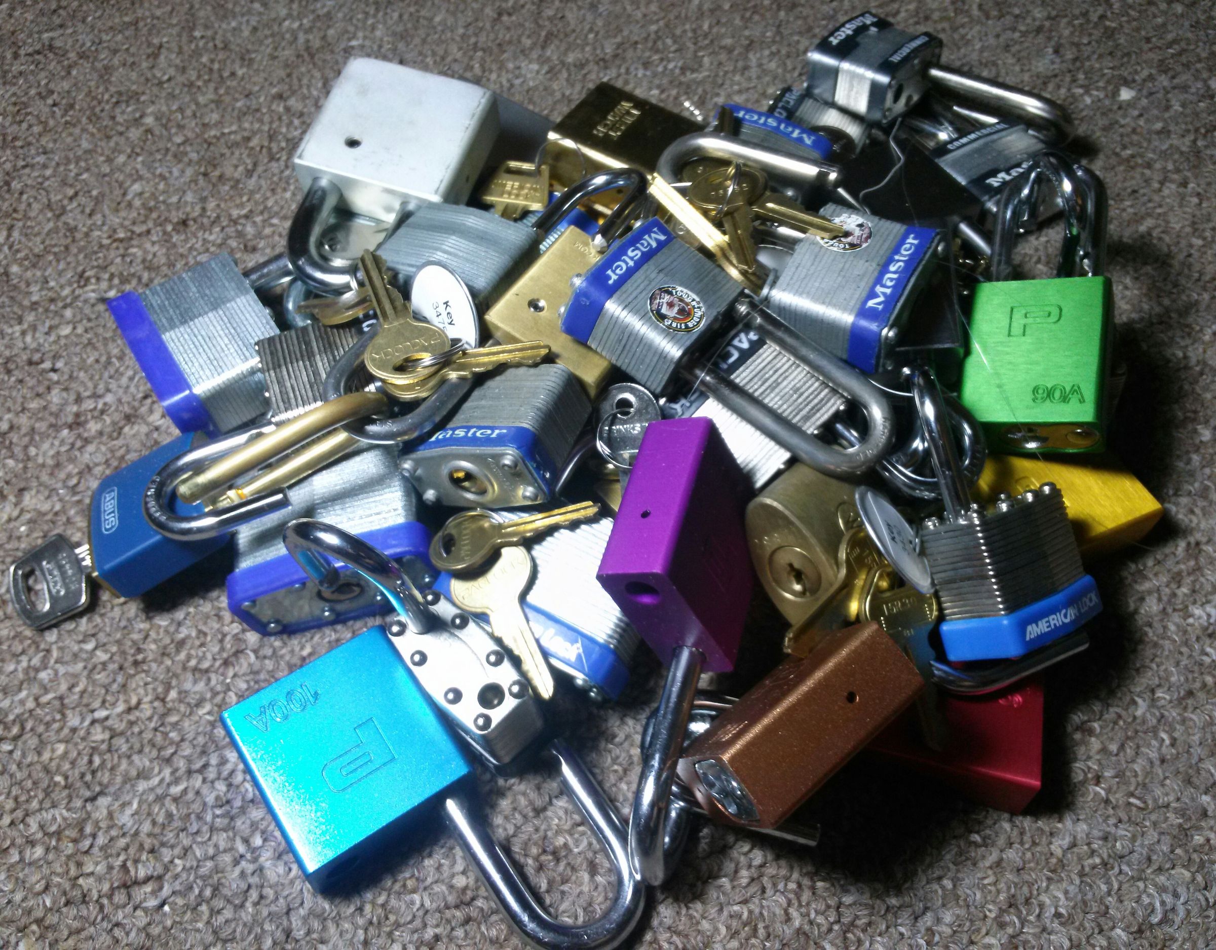 The Lock Box: Lockpicking Display & Practice Stand : 6 Steps (with ...