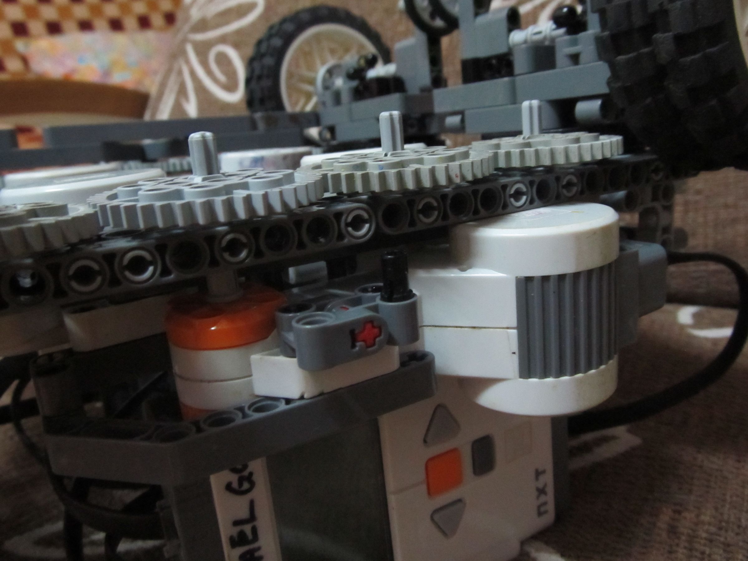 Crab Bot, Sidestepping Robot : 4 Steps - Instructables