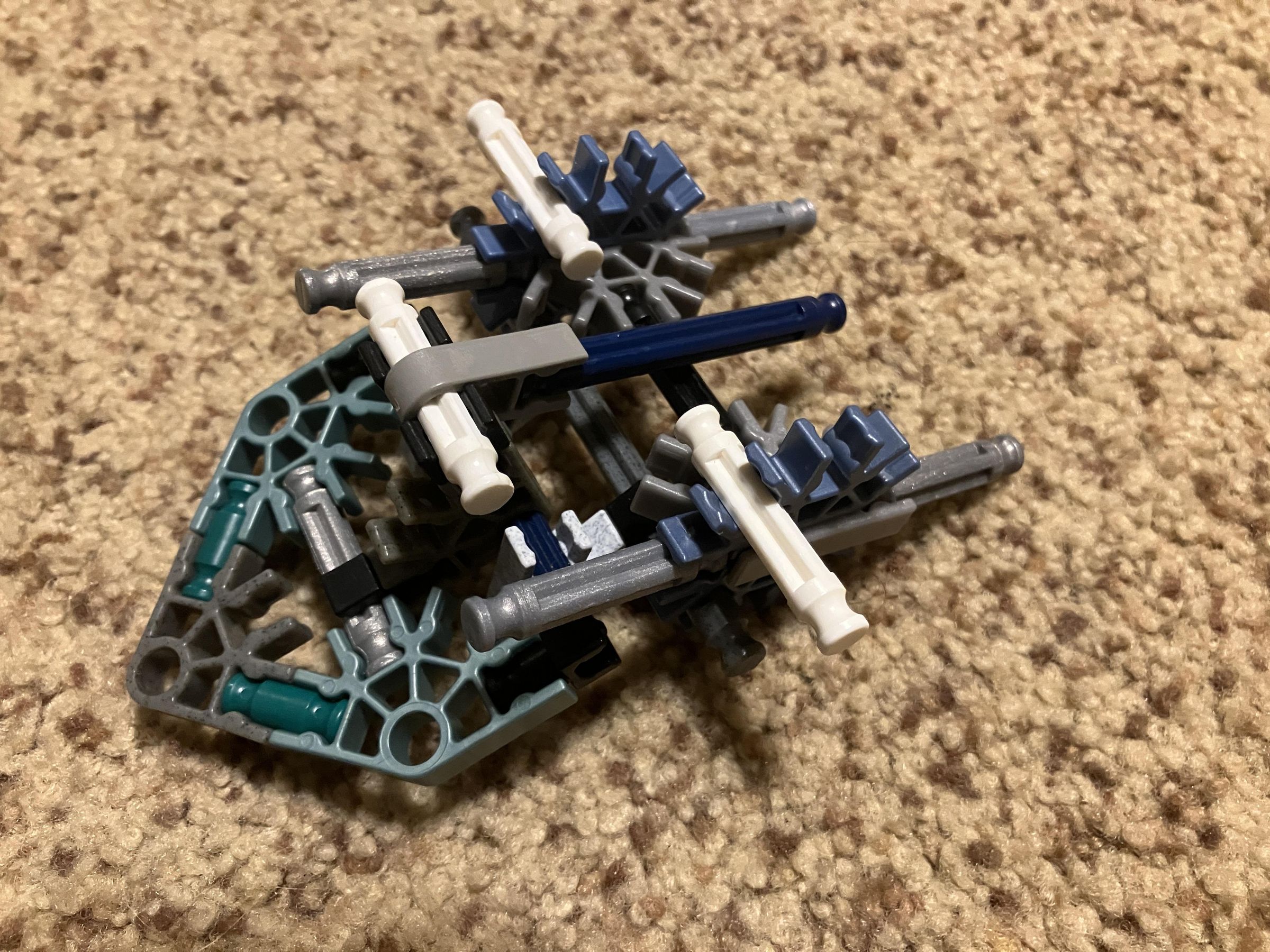 Eustace the Dragon, a K'nex Dragon Puppet : 7 Steps (with Pictures ...