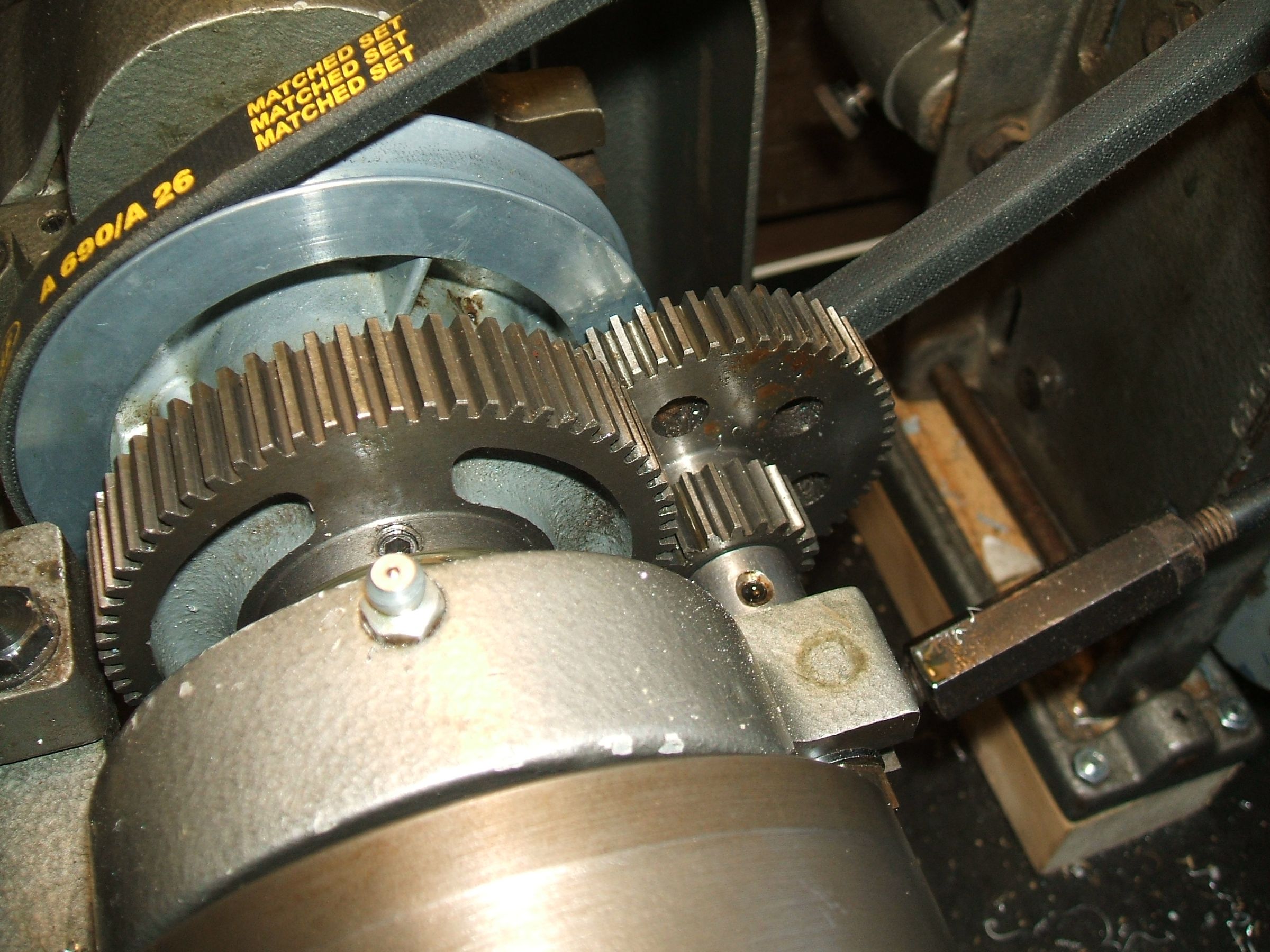 Thread Cutting - Internal and External on a Myford ML10 Lathe : 11 ...