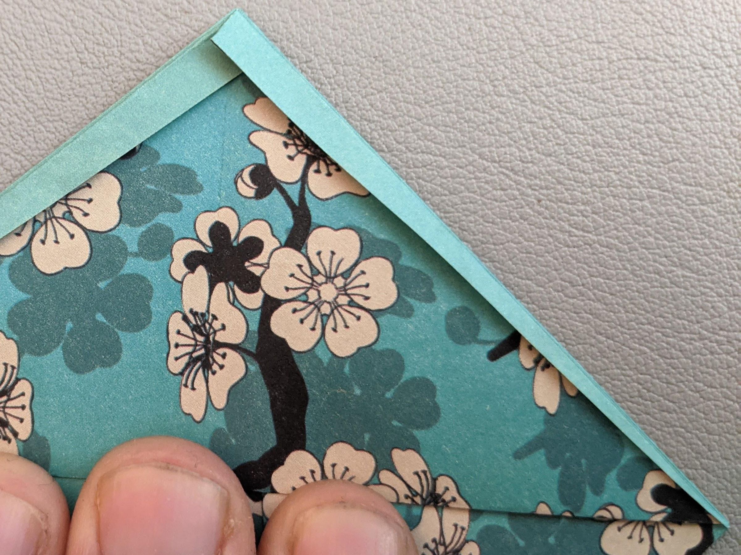 Origami Walrus Bookmark V2 : 9 Steps - Instructables
