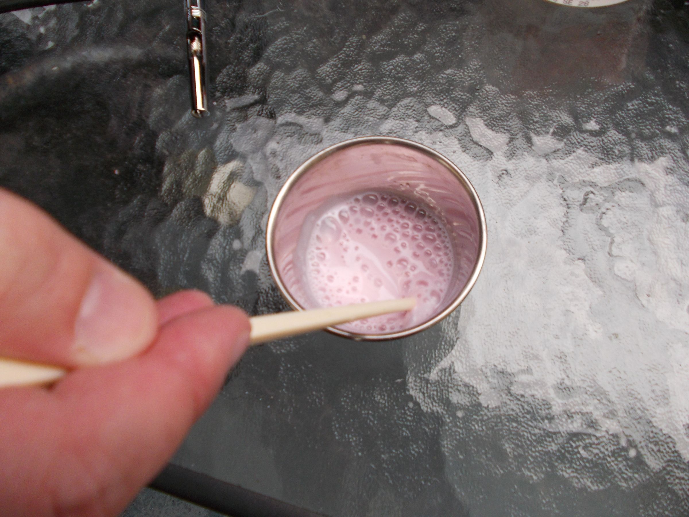 Lumi Inkodye Airbrush Skull Shirt : 4 Steps (with Pictures) - Instructables