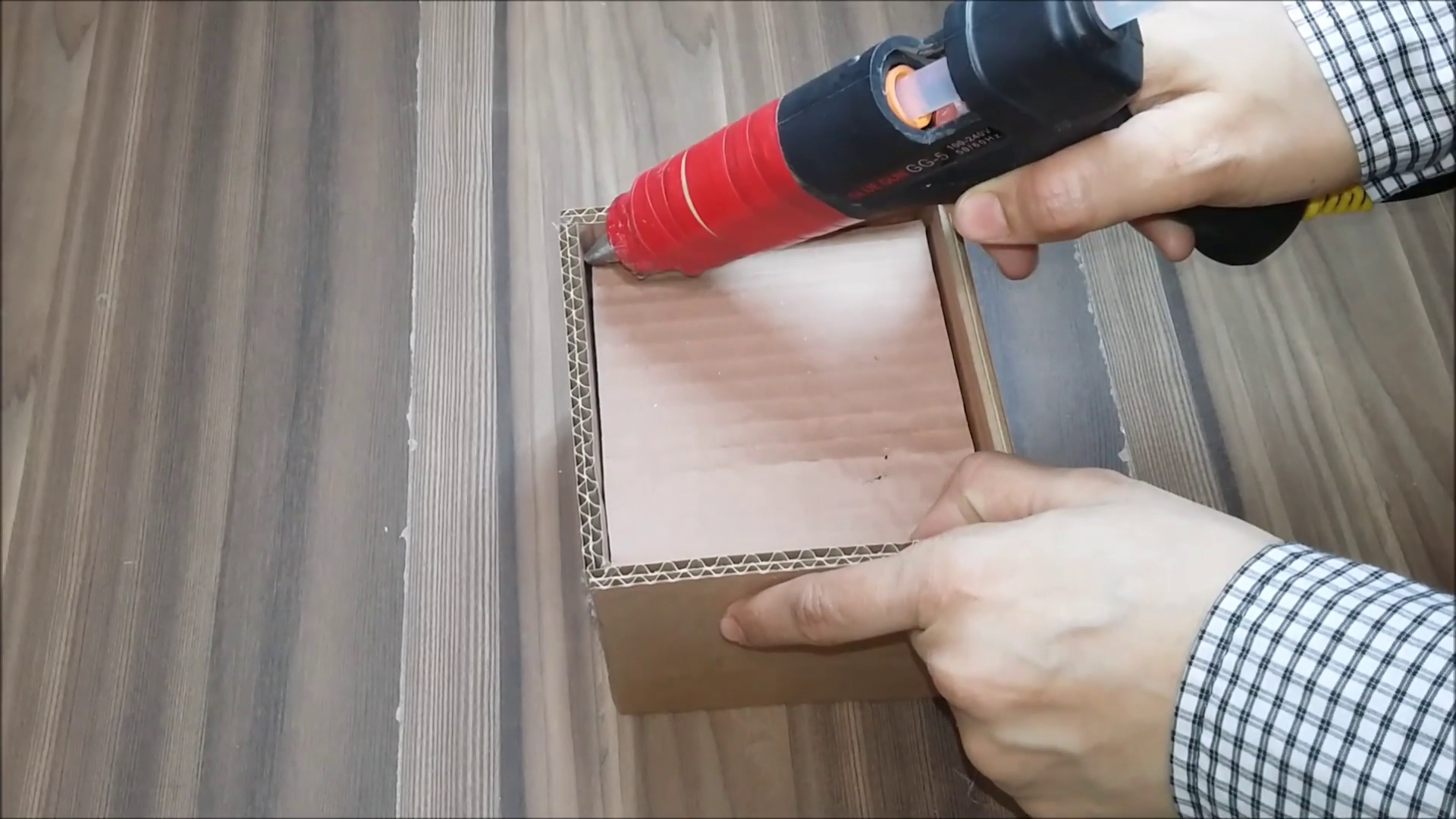 How to Make Flower Pot From Cardboard|Pebbles Cardboard Flower Pot|Easy ...