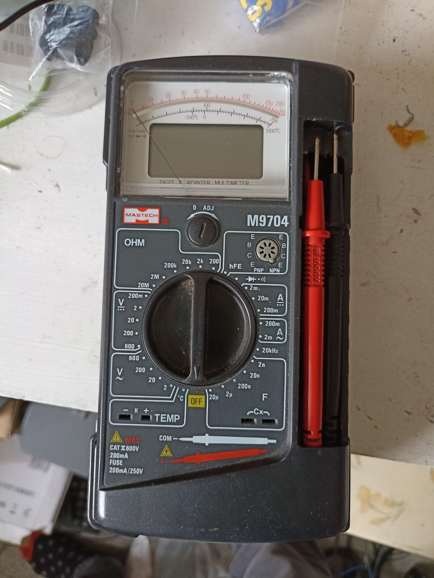 Replacing a 40 Pin COB With a 44 Pin QFP : 3 Steps (with Pictures ...