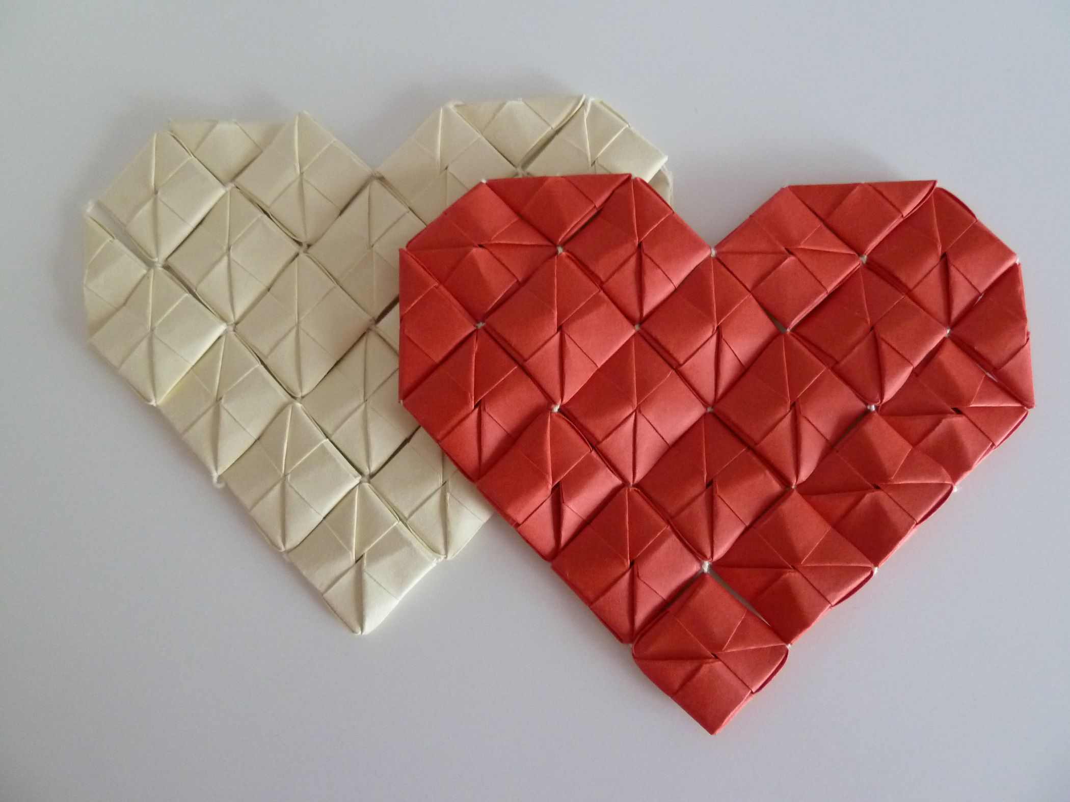 Paper Heart Decorations : 16 Steps (with Pictures) - Instructables