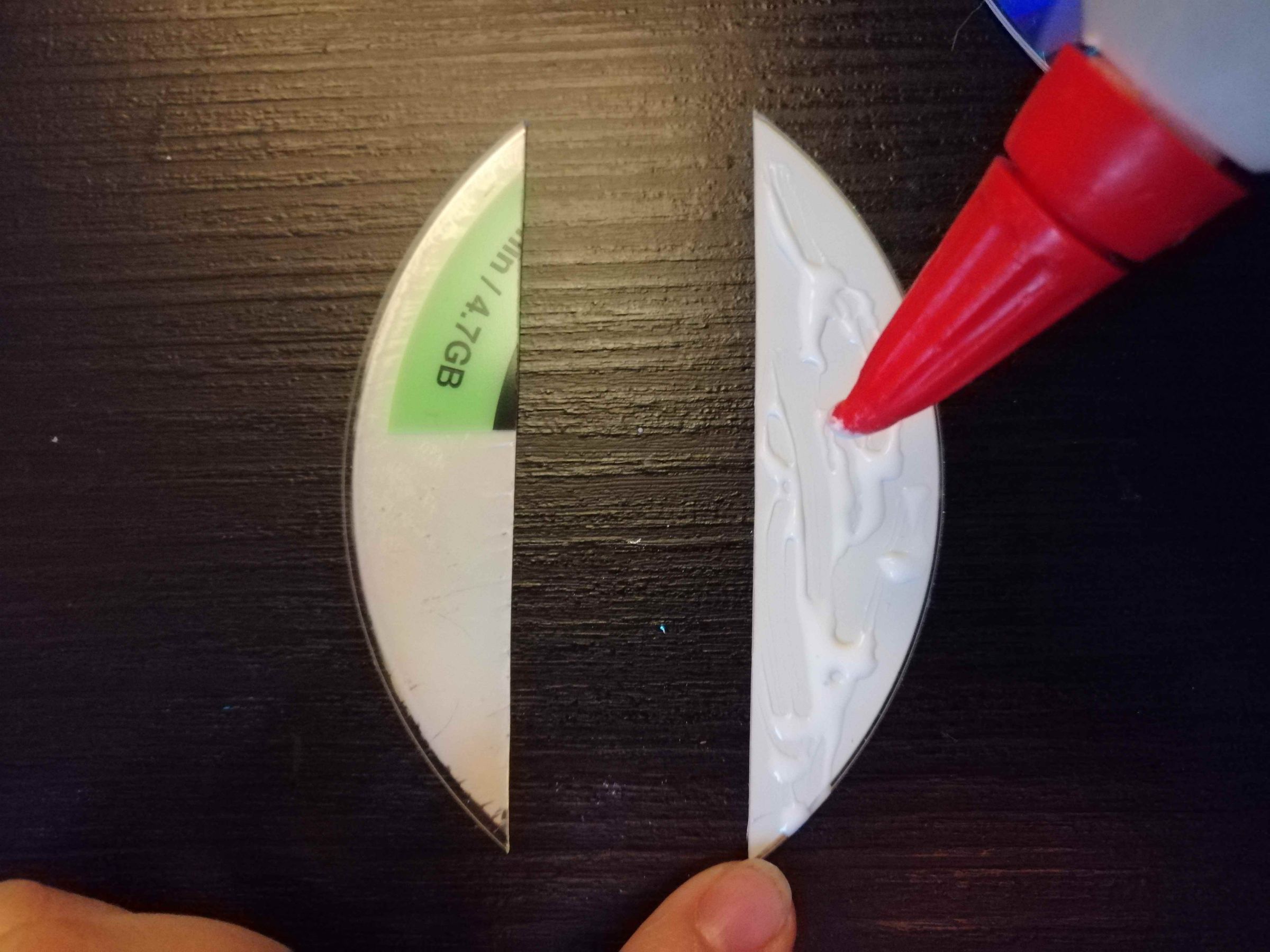 Broken CD Bird : 12 Steps (with Pictures) - Instructables