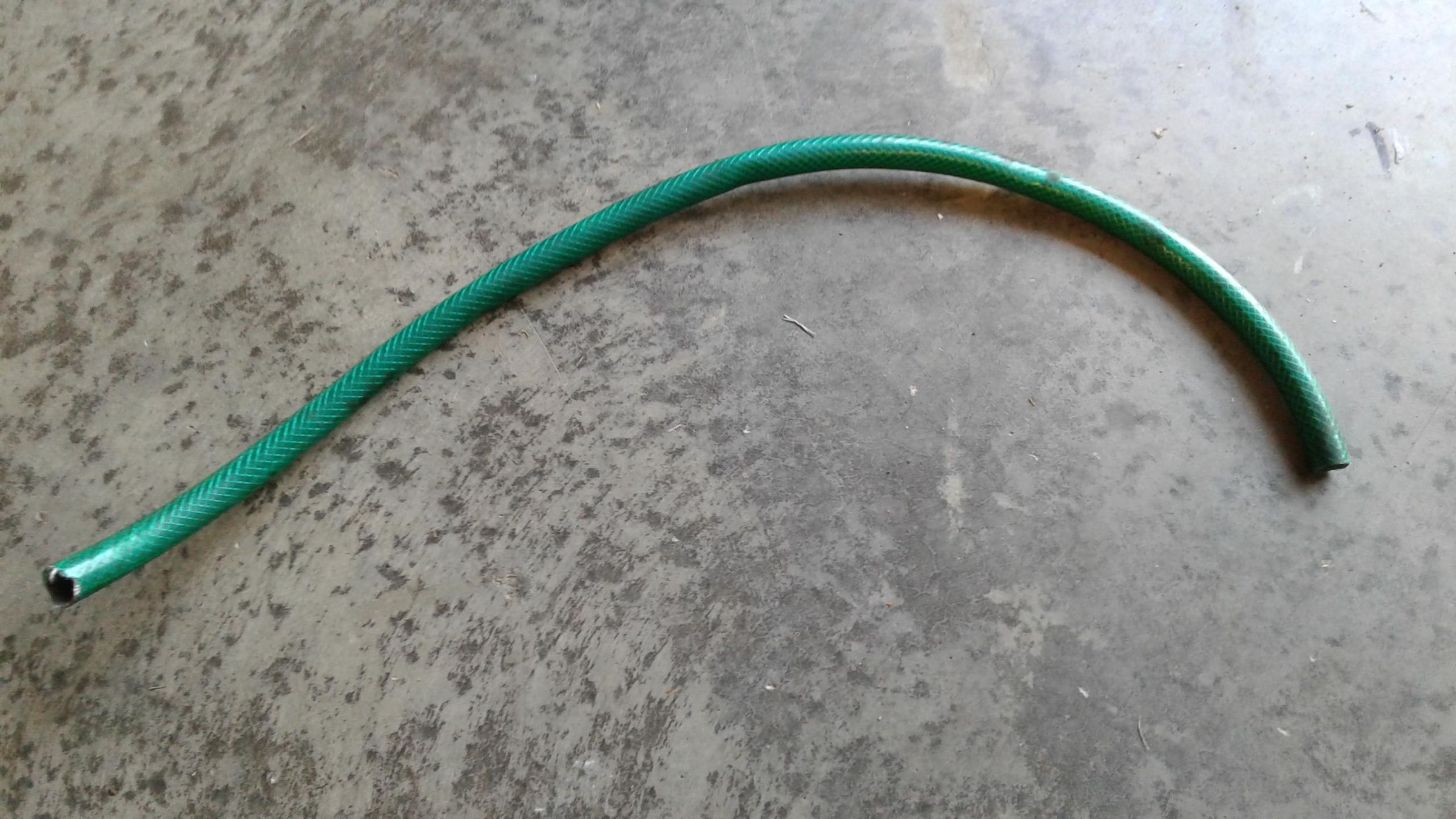 Plastic Hose Snake Prop : 6 Steps - Instructables