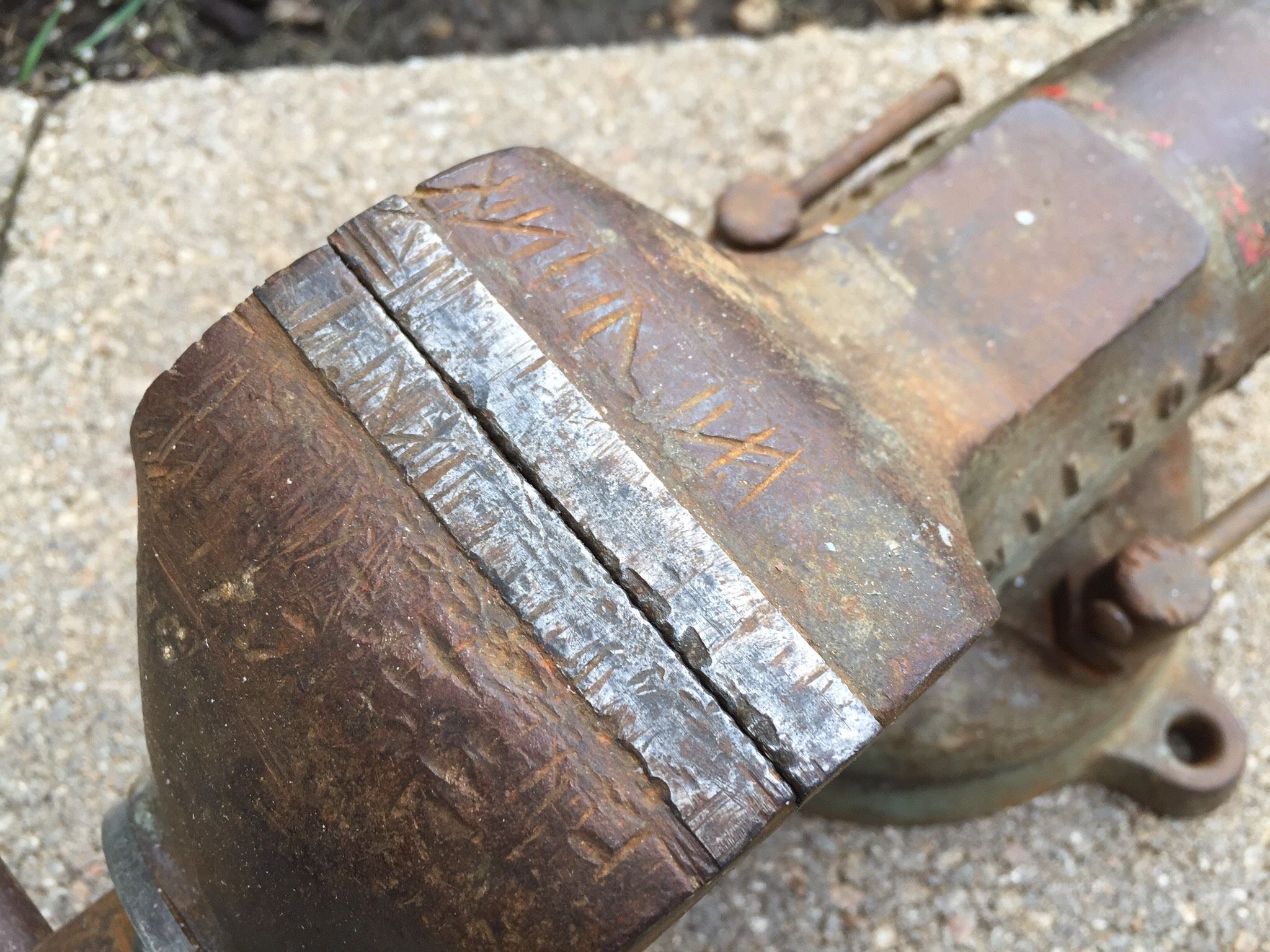 Restoration of Wilton Bullet Vise : 6 Steps (with Pictures) - Instructables