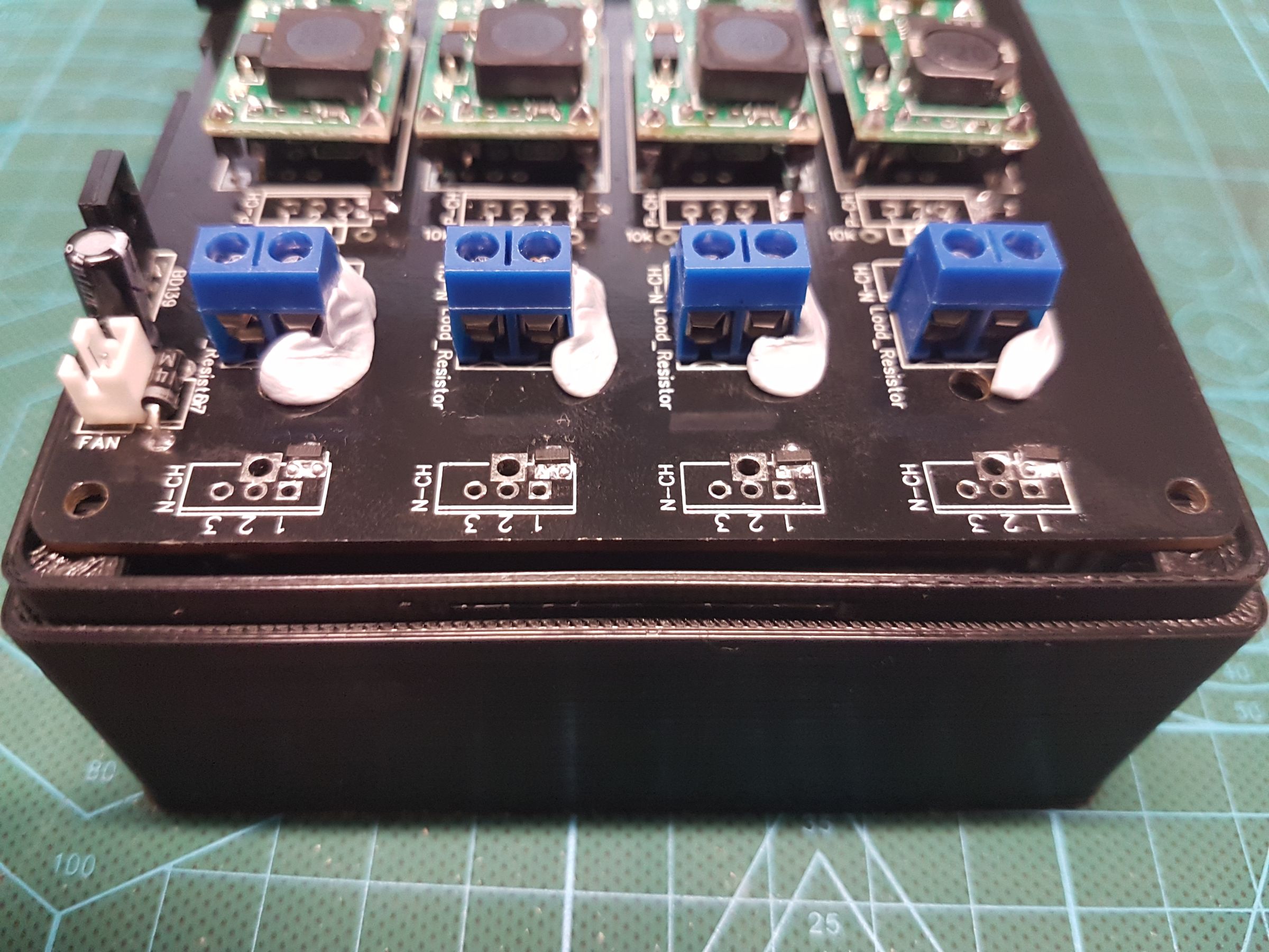 Arduino Nano 4x 18650 Smart Charger / Discharger : 20 Steps - Instructables