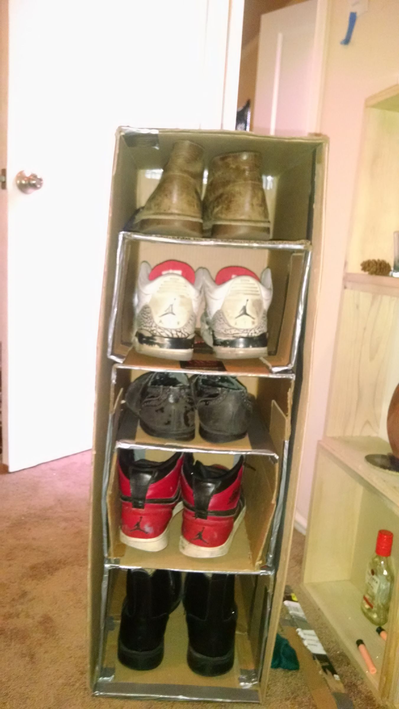Modular Cardboard Shoe Rack : 3 Steps - Instructables