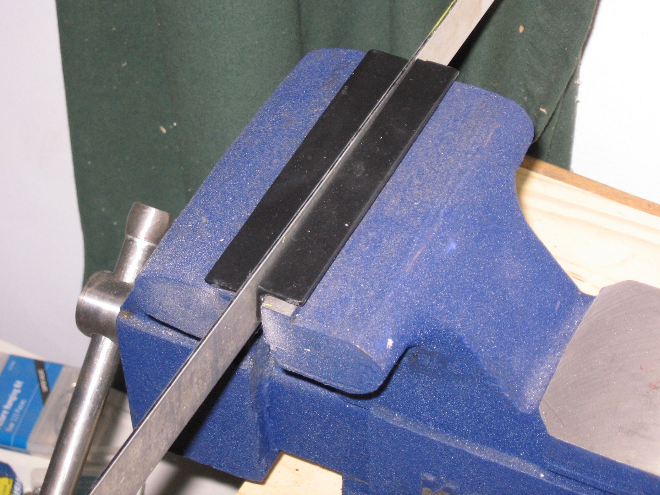 Bench Vise Work Protector : 5 Steps - Instructables