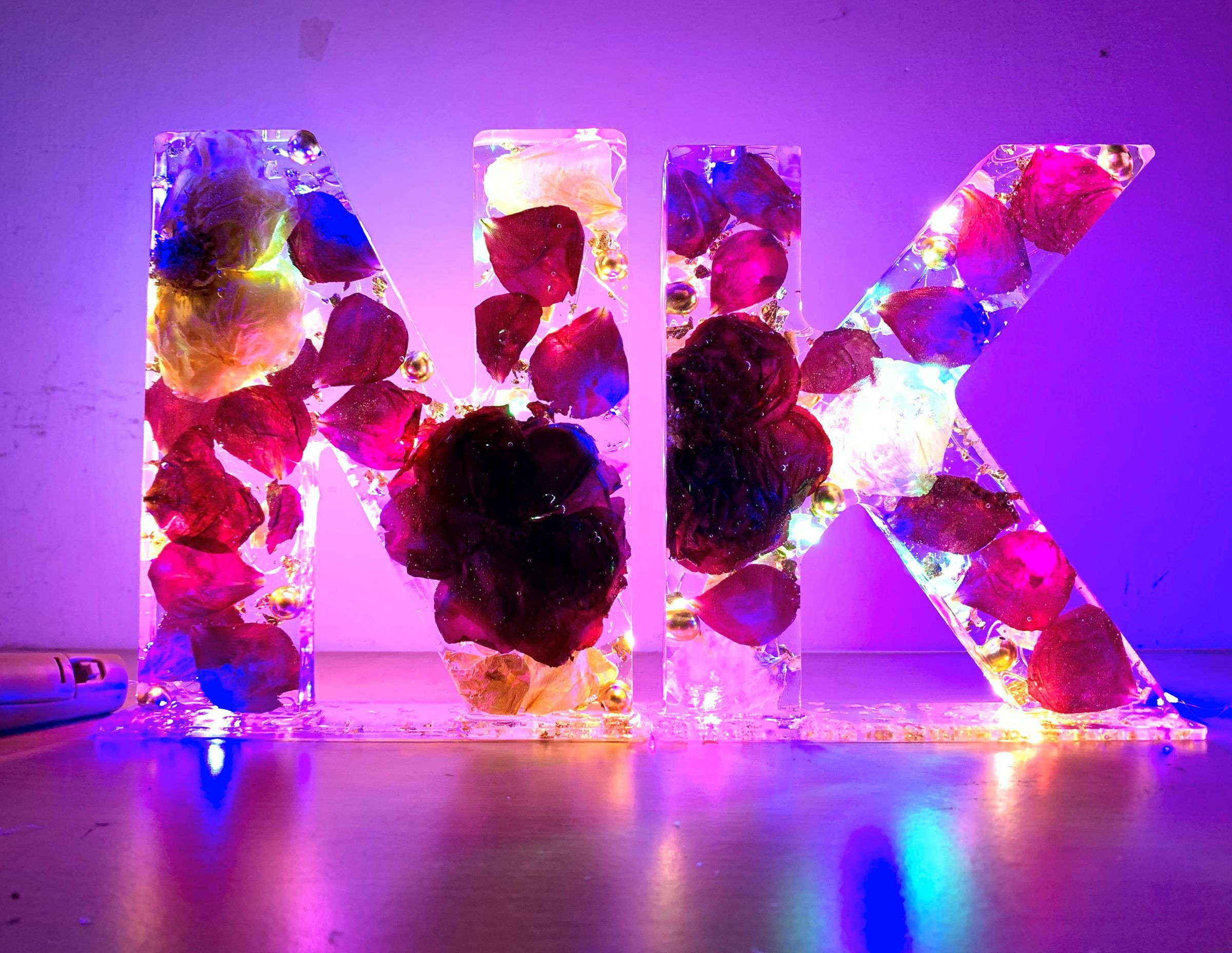 Monogram Wedding Flower Preservation : 13 Steps (with Pictures ...