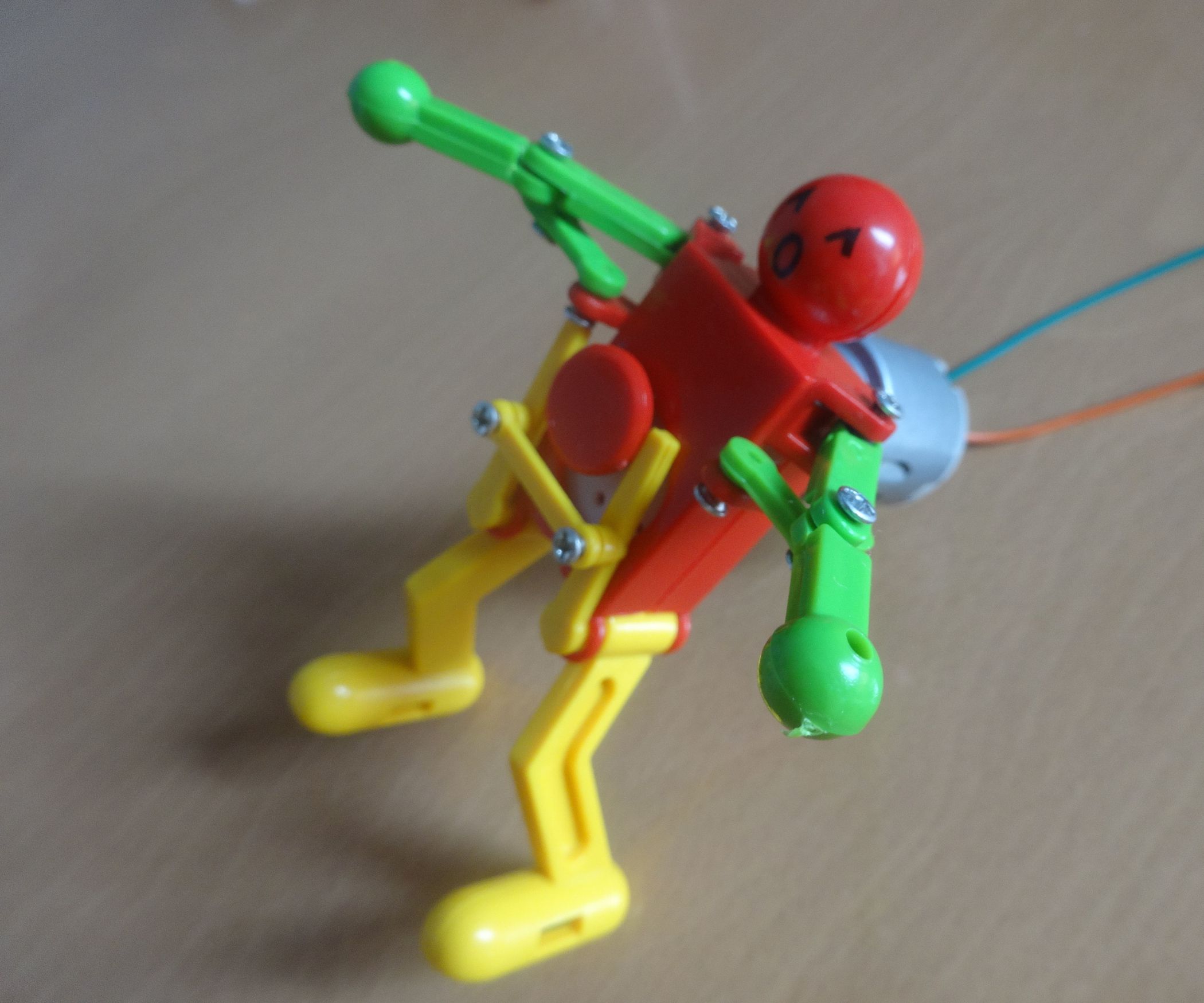 Dancing Toy Robot : 3 Steps - Instructables