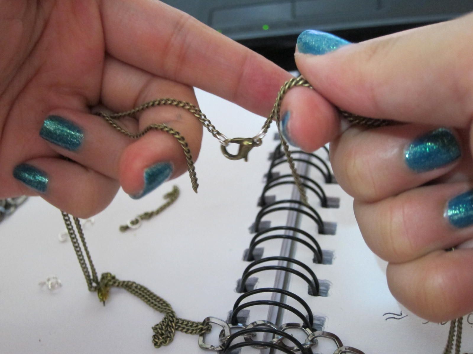 D.I.Y: Chain Necklace : 13 Steps - Instructables