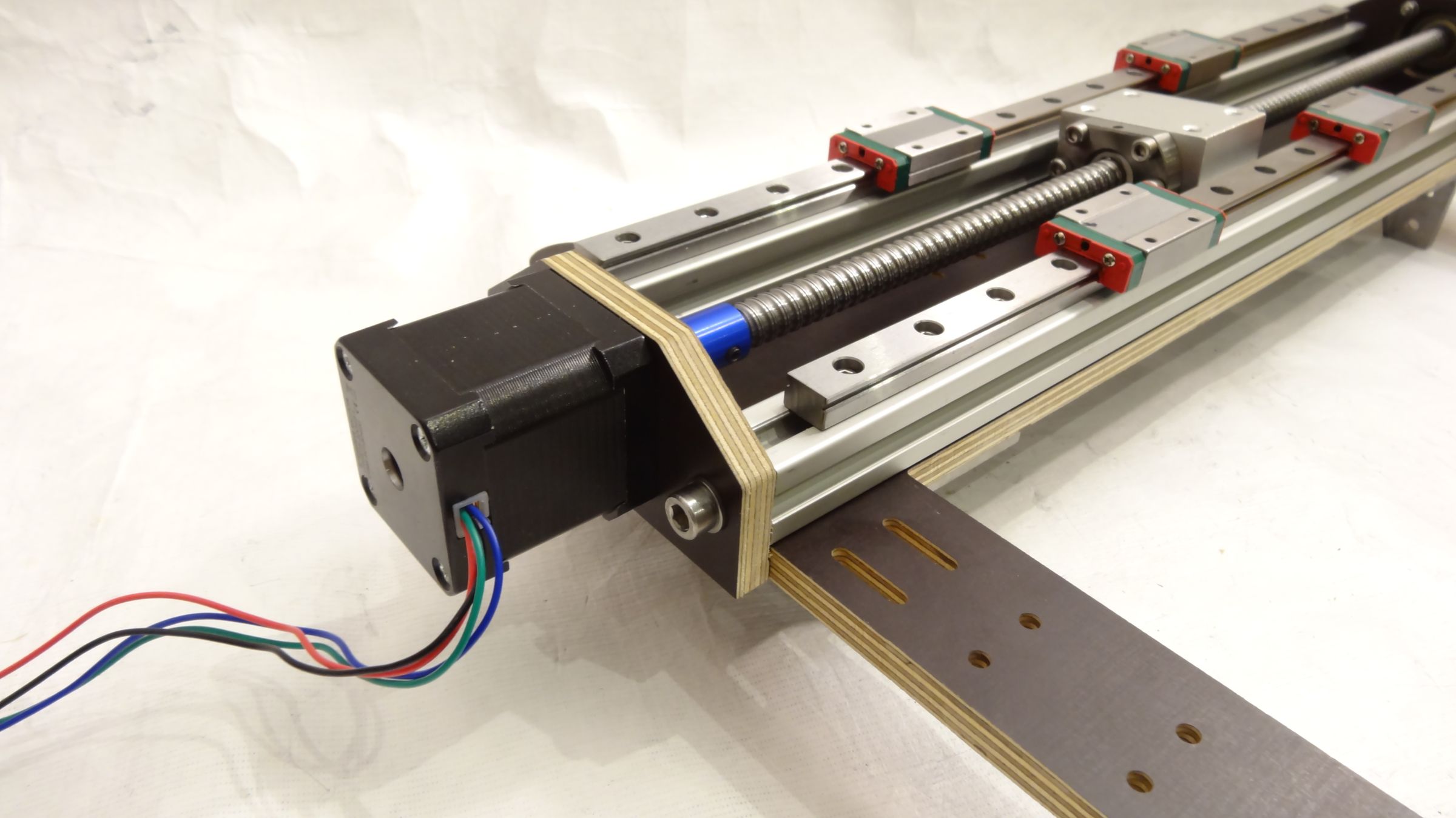 LOW COST DIY 500€ CNC MILL : 23 Steps (with Pictures) - Instructables