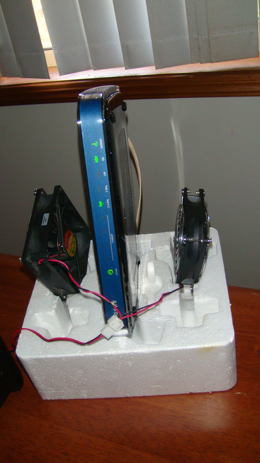 Netgear Dgnd3300 Modem/router Cooling Fans Mod (does Not Void ...