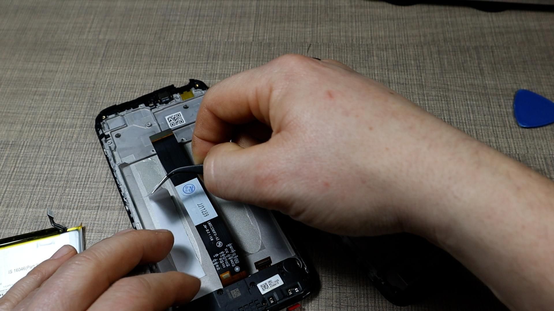 Replace a Broken Screen on Redmi 9A Phone : 10 Steps (with Pictures ...